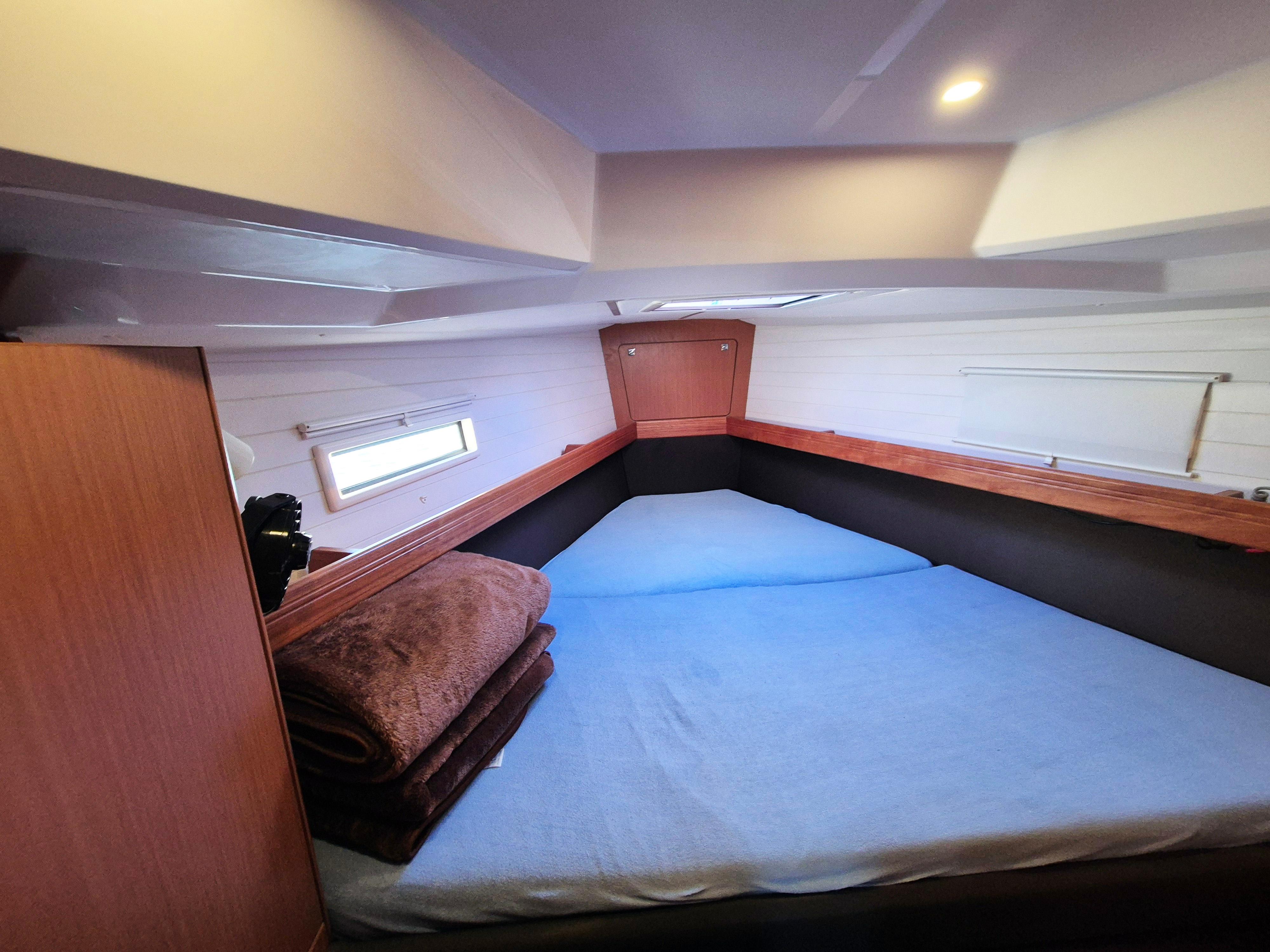 2014 Bavaria Cruiser 41 Cruiser for sale - YachtWorld