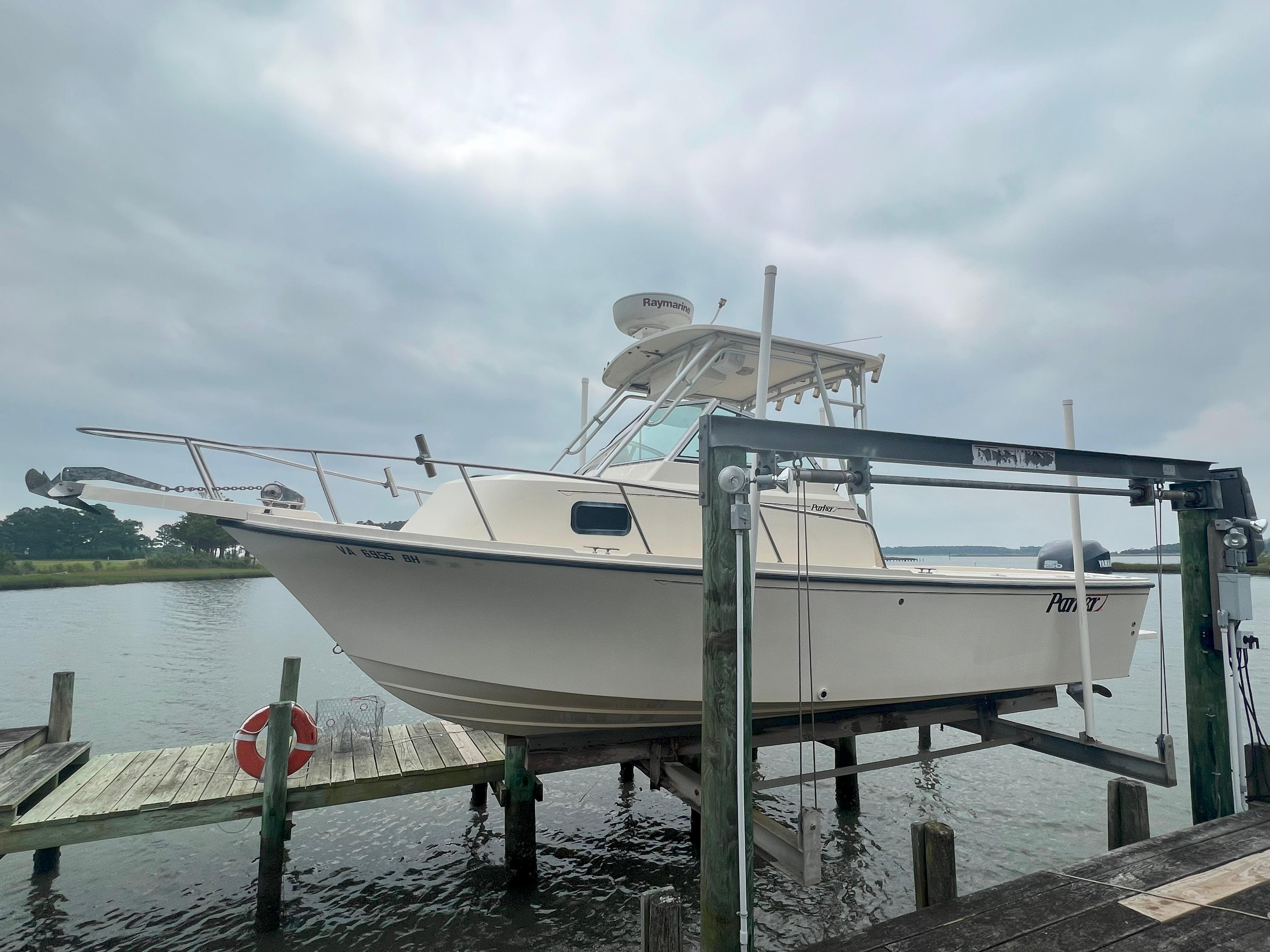 2006 Parker 2310 Walkaround Bateaux walkaround à vendre - YachtWorld