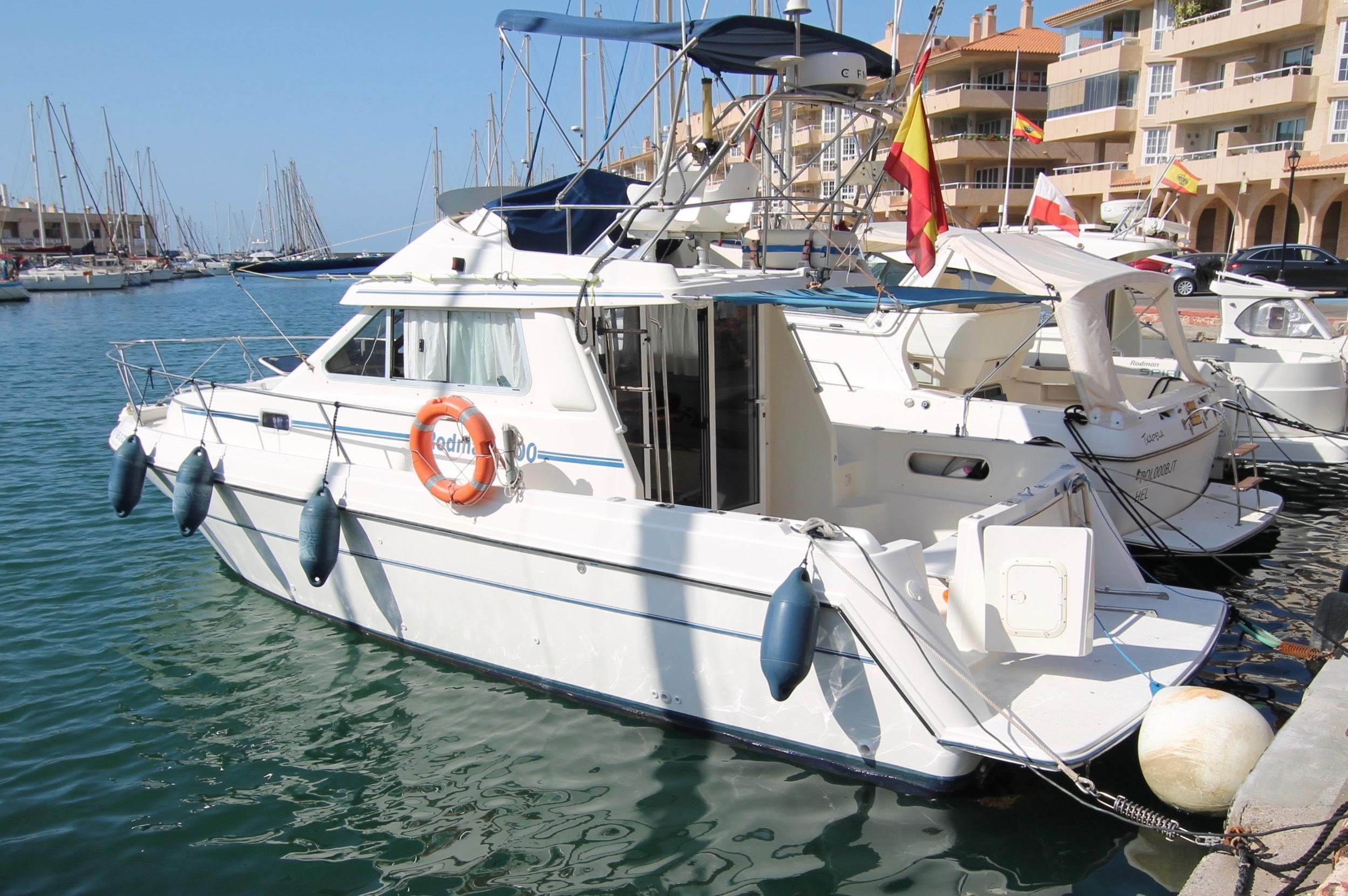 Rodman 900 Flybridge boote kaufen | Boatshop24