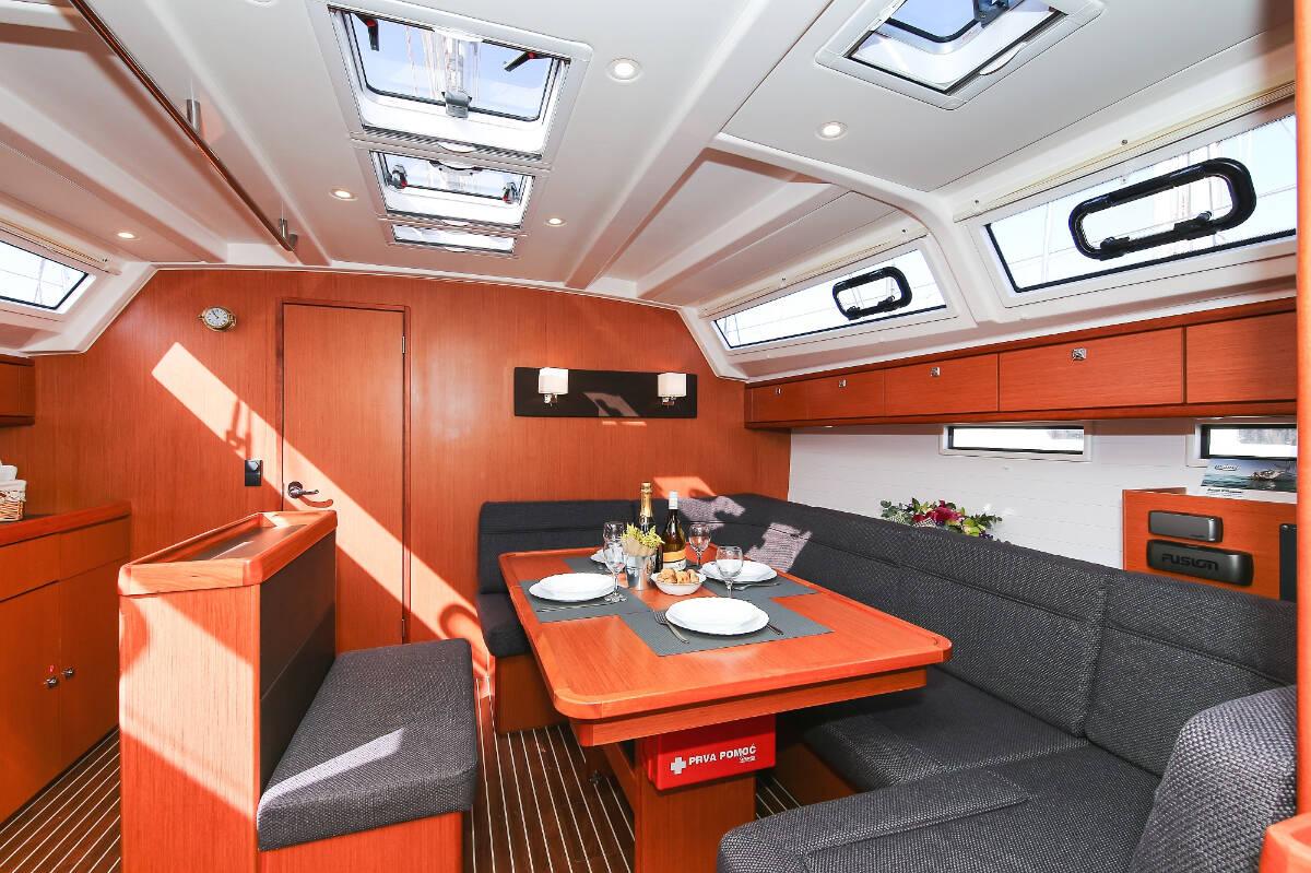 2014 Bavaria Cruiser 46 Cruiser for sale - YachtWorld