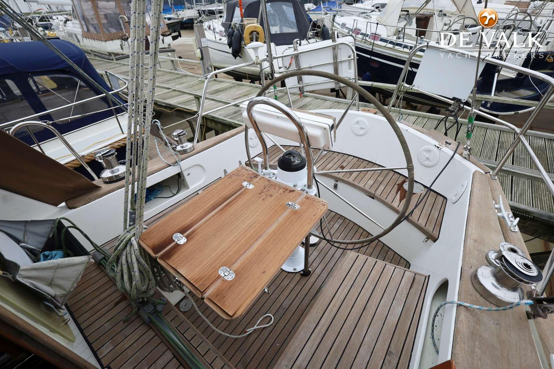 1997 Endurance 38 Unspecified for sale - YachtWorld