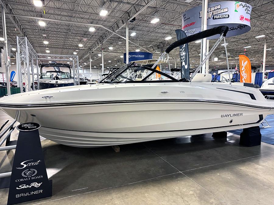 2024 Bayliner VR5 Bowrider Boote Kaufen - YachtWorld