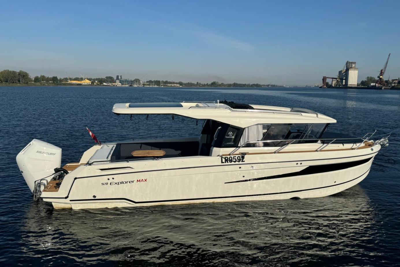 Tweedehands 2022 Parker Poland 920 Explorer Max | YachtFocus