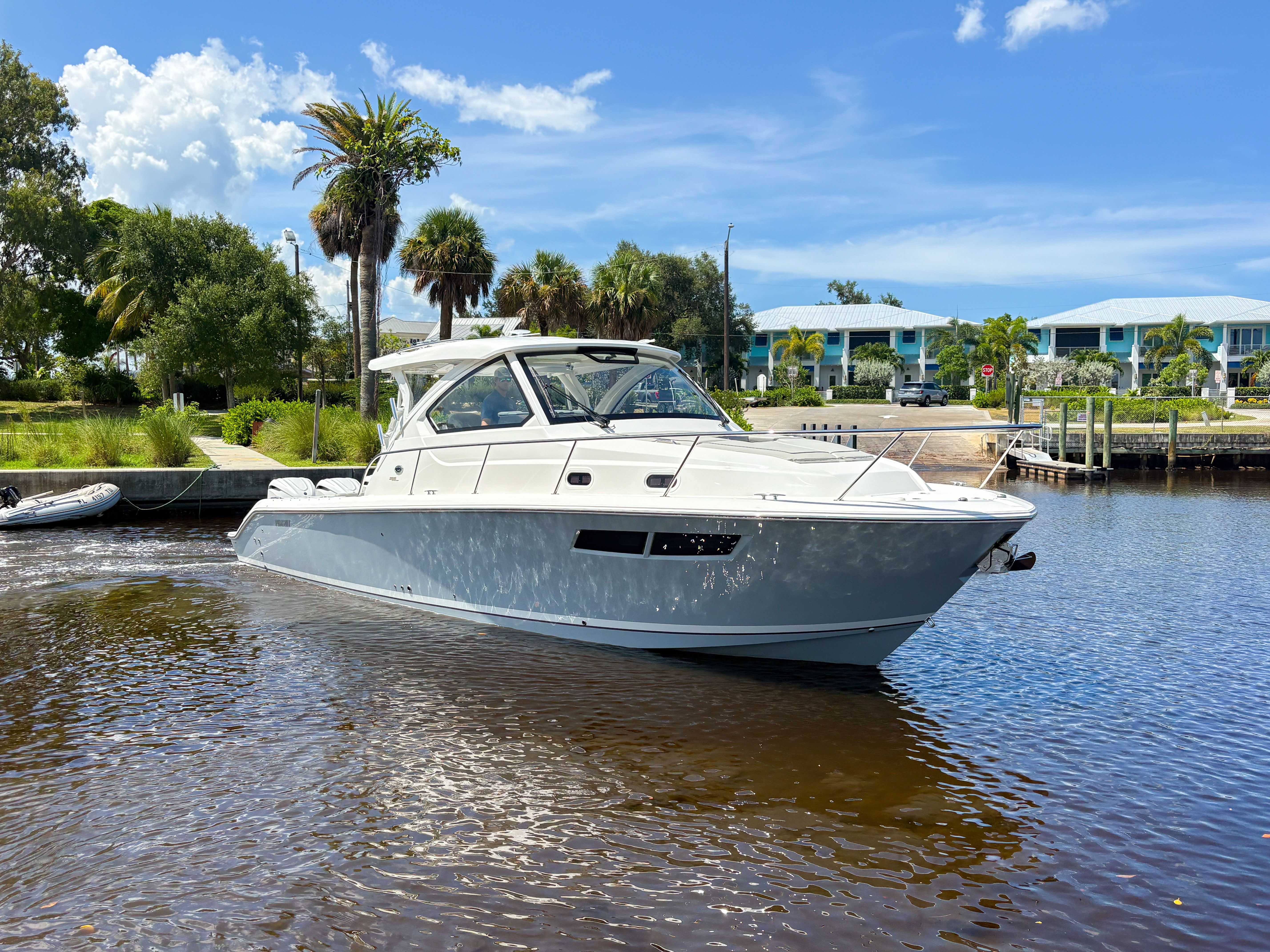 2026 Pursuit OS 355 Offshore Cruiser for sale - YachtWorld