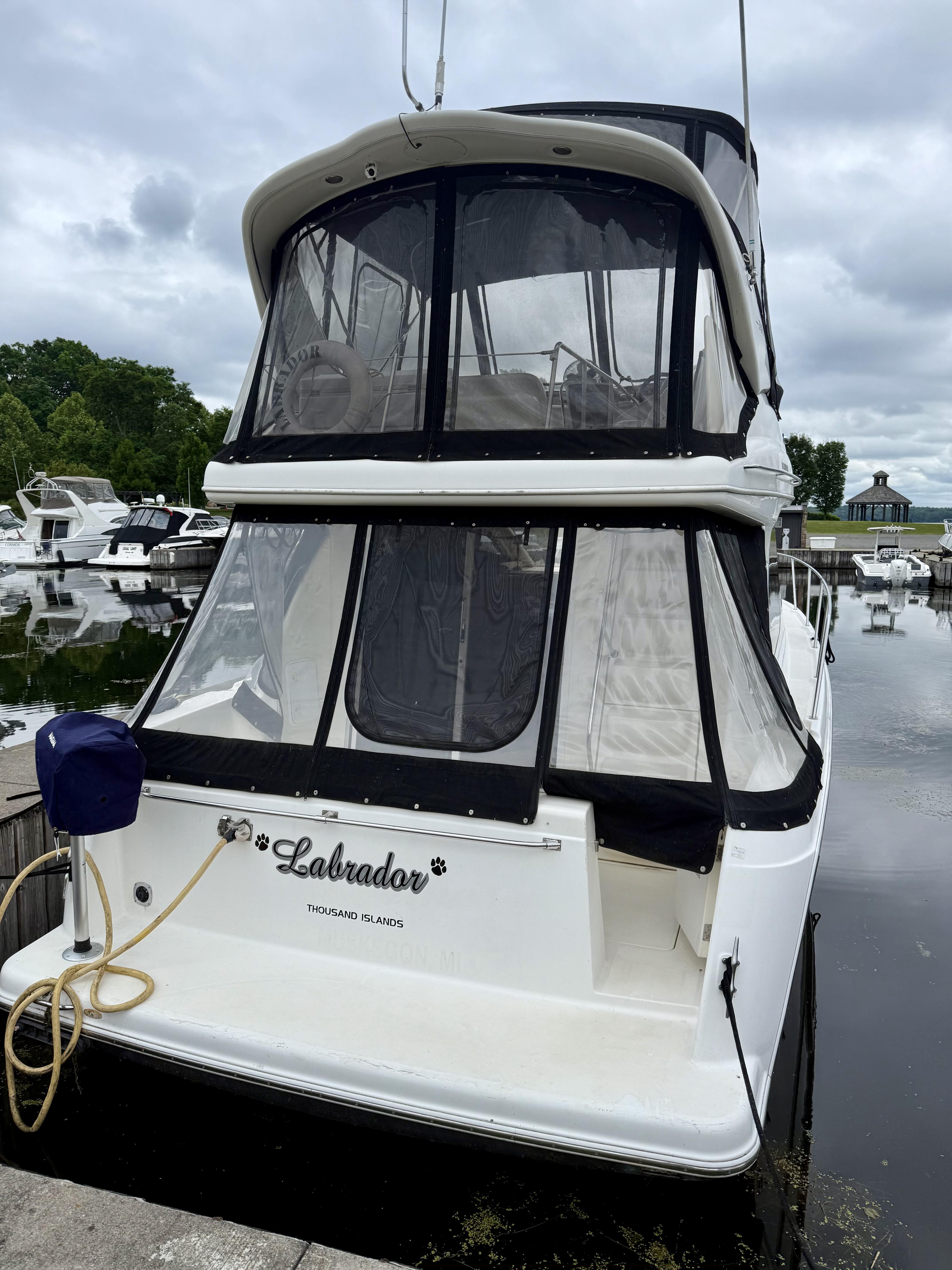 2004 Meridian 381 Sedan Motor Yachts for sale - YachtWorld