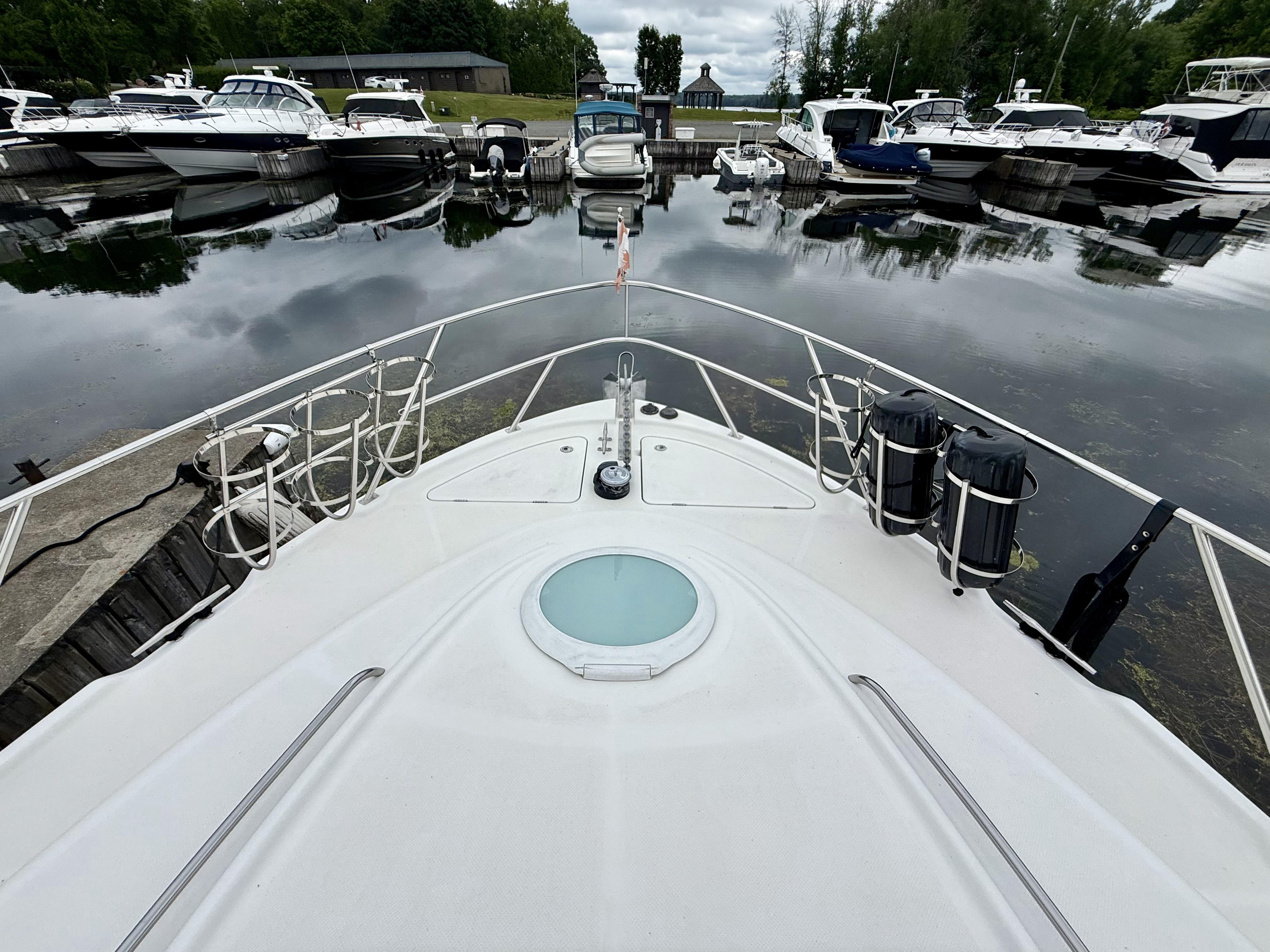 2004 Meridian 381 Sedan Motor Yachts for sale - YachtWorld