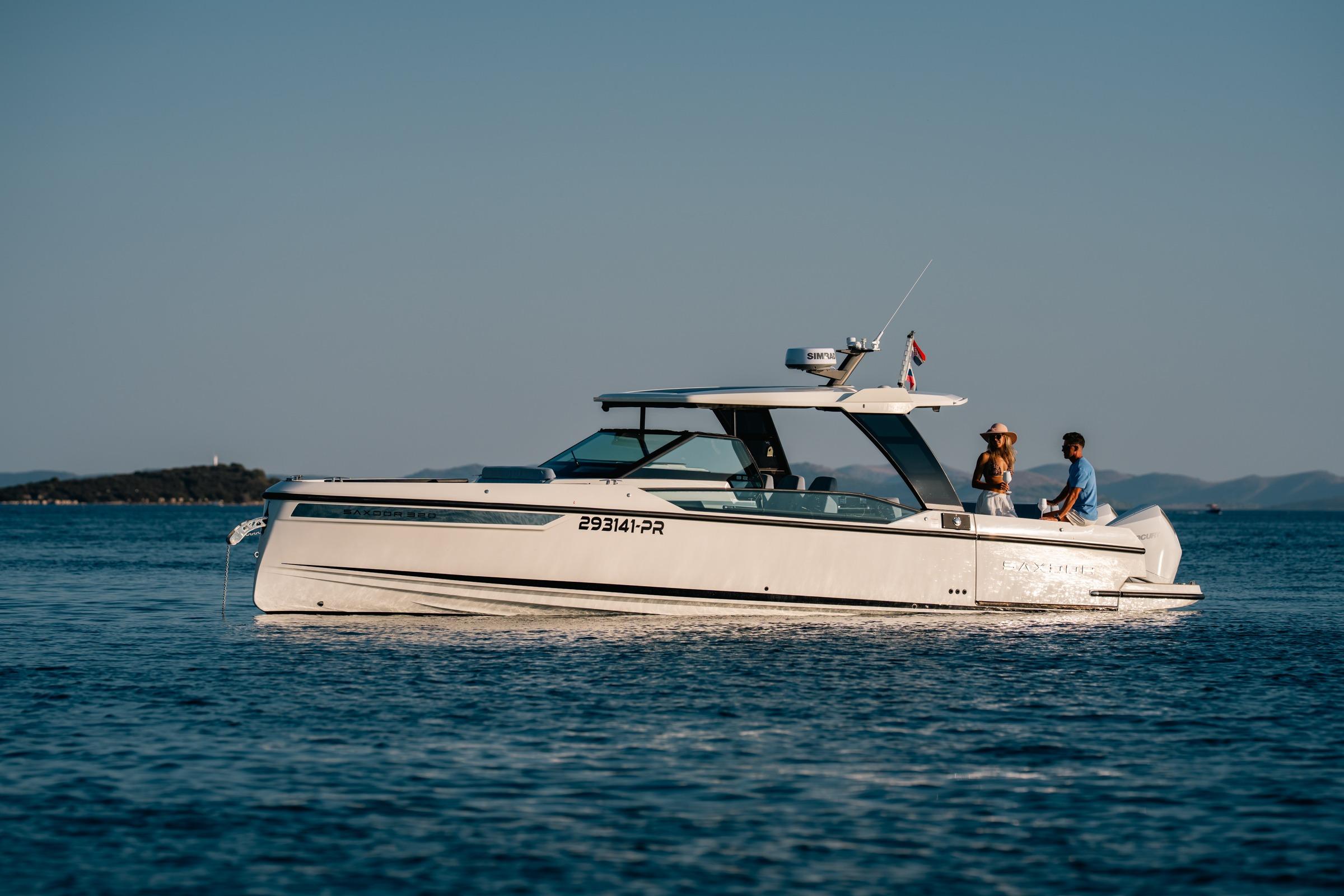 Saxdor 320 GTO 2x300 Mercury V8 300 Racing | 2025 | 10m | Boatshop24