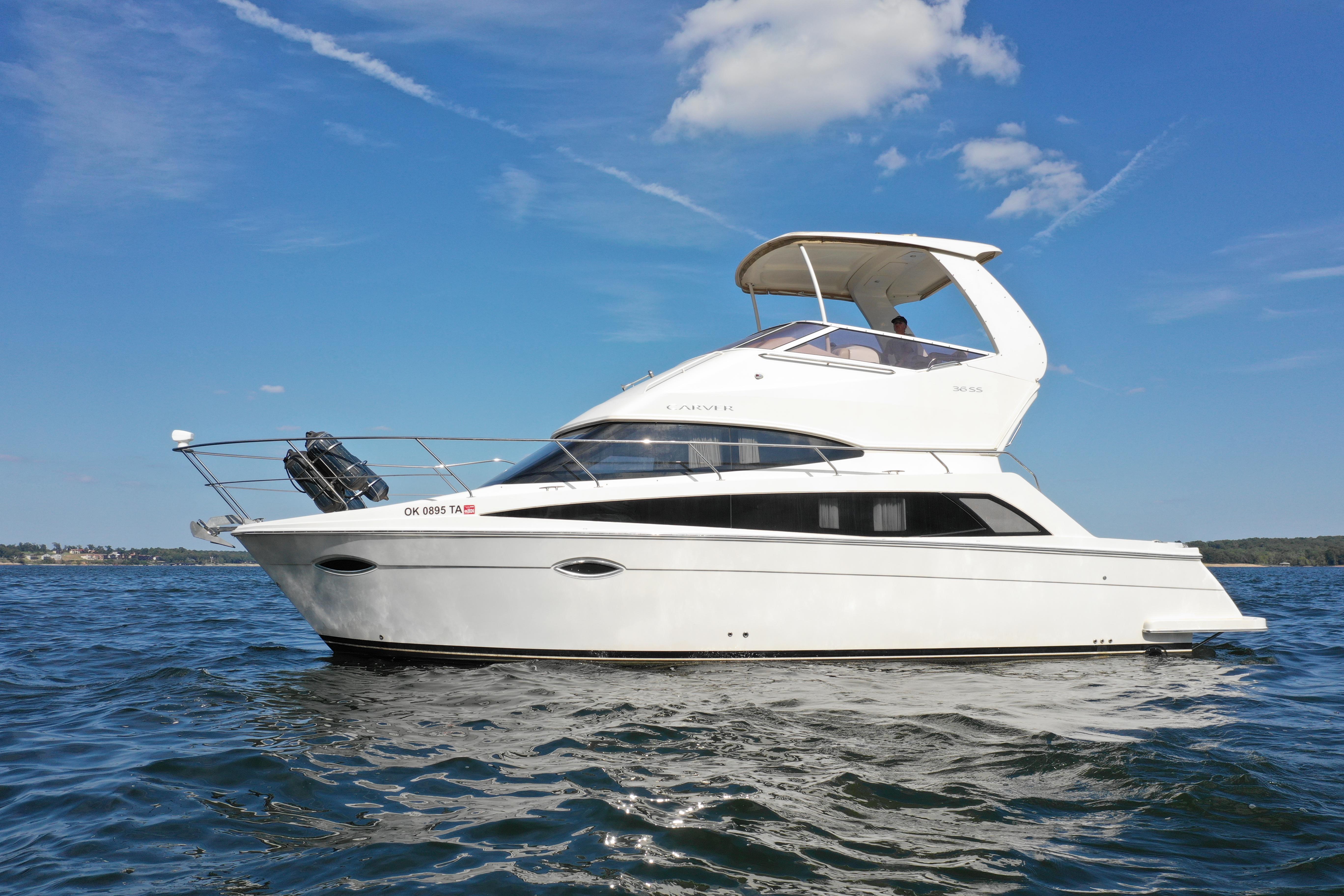 2009 Carver 36SS Motor Yachts for sale - YachtWorld