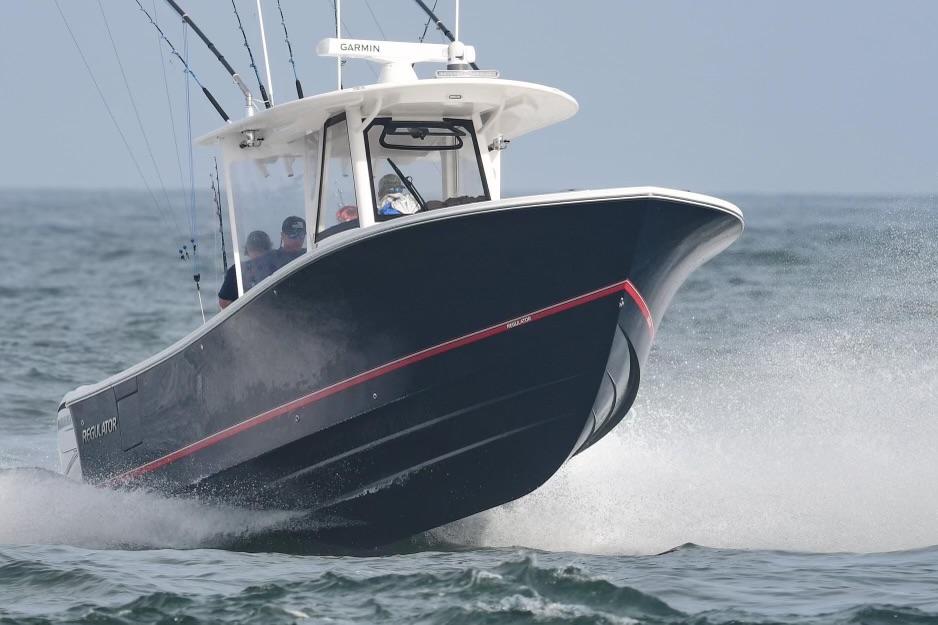 2021 Regulator Center Console Center Console for sale - YachtWorld