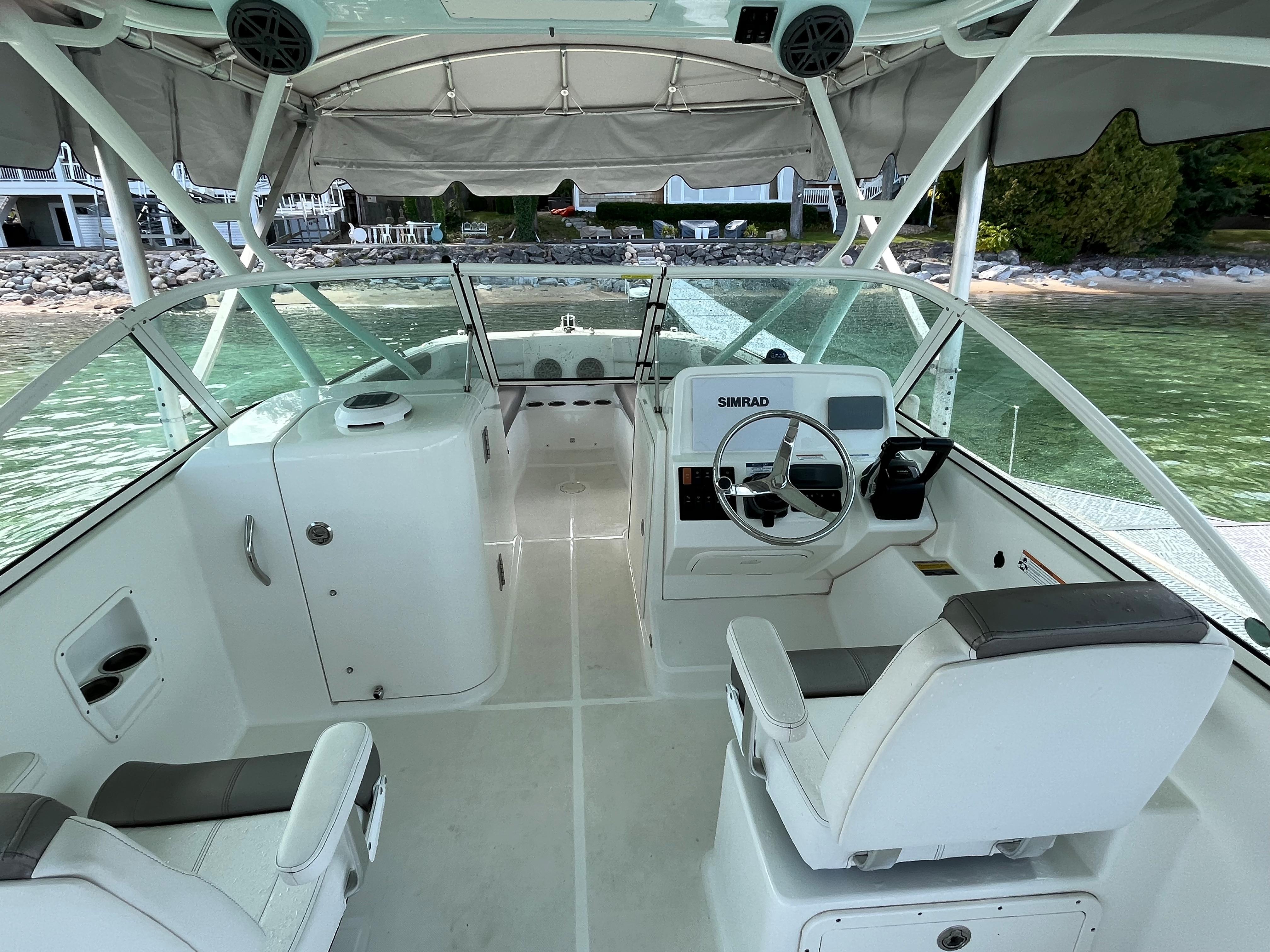 2017 World Cat 230 DC Power Catamaran for sale - YachtWorld