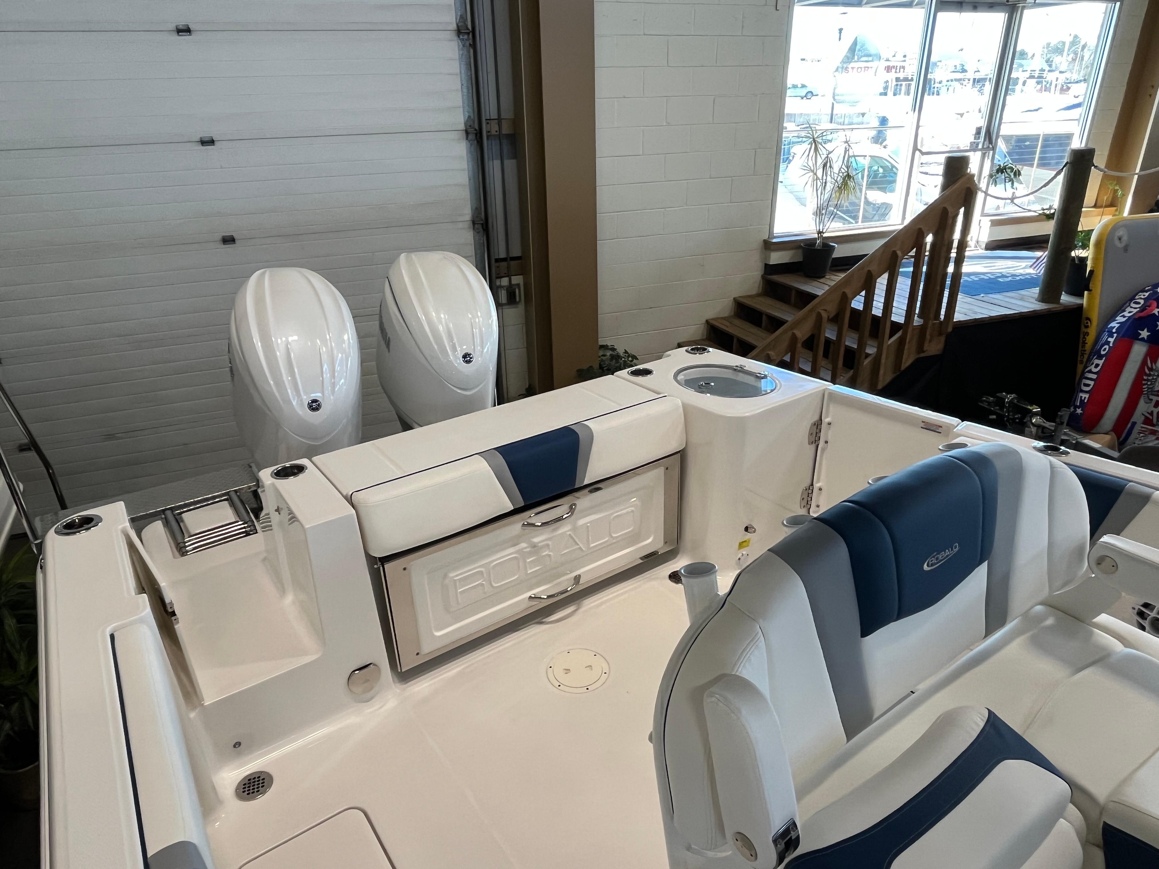 2024 Robalo R250 Barcos de consola central en venta - YachtWorld