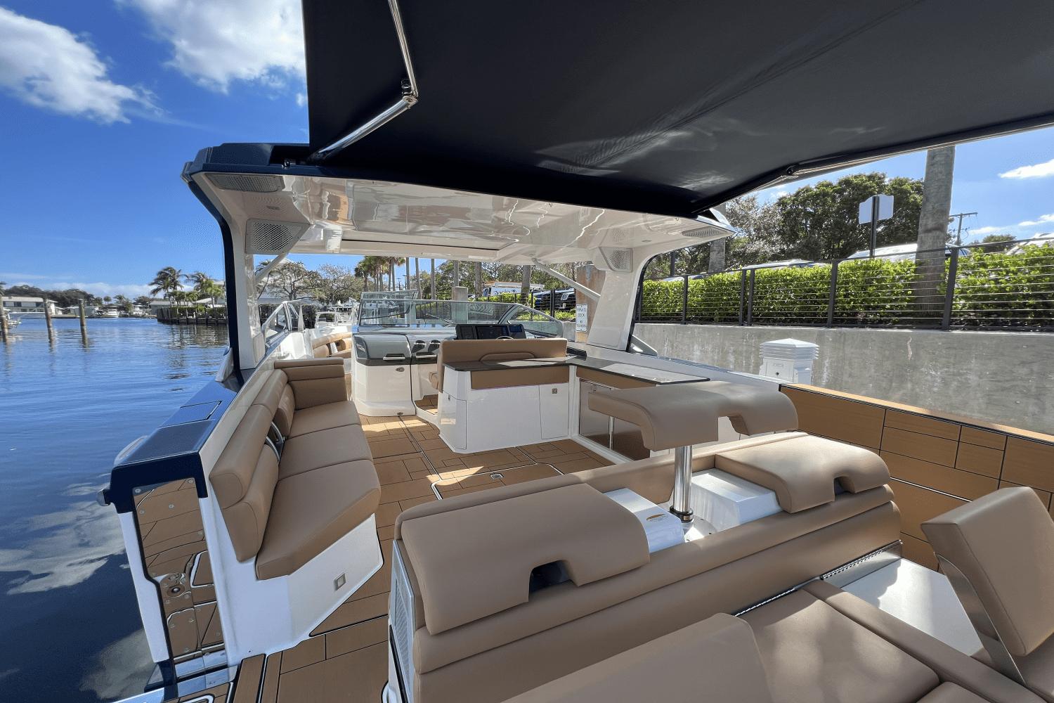 2024 Aviara AV40 Outboard Runabout for sale - YachtWorld