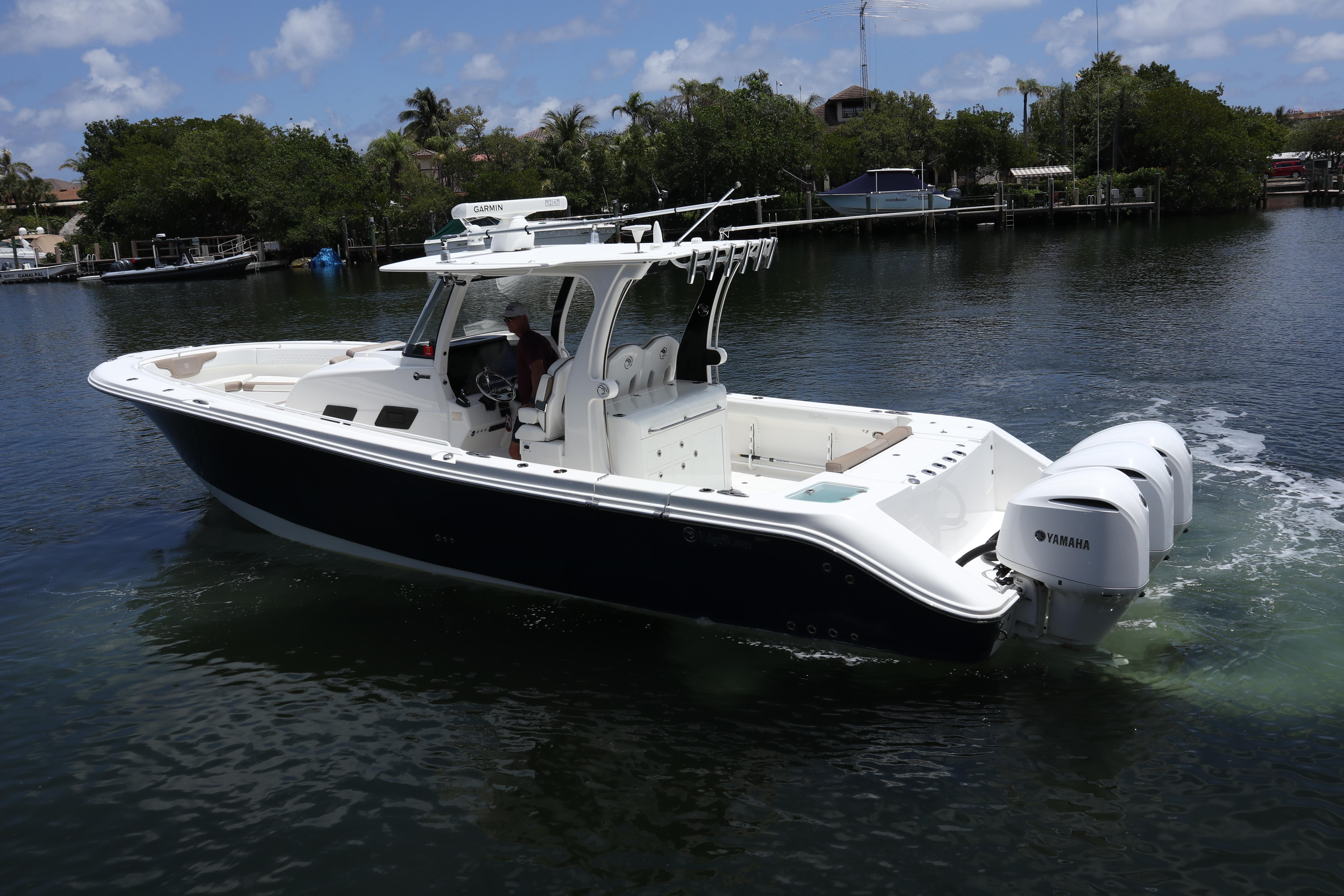 2019 Edgewater 370 CC Center Console for sale - YachtWorld