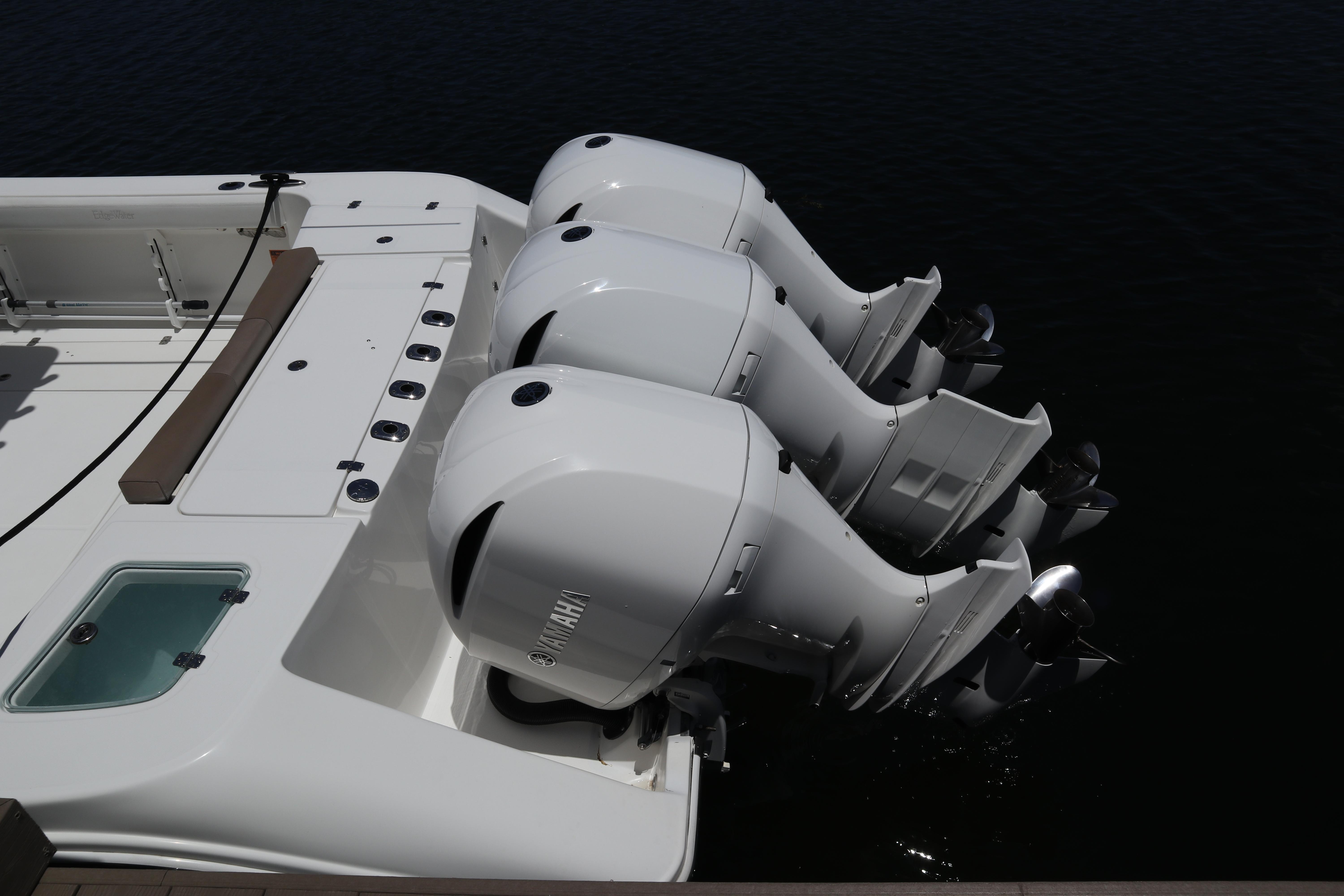 2019 Edgewater 370 CC Center Console for sale - YachtWorld