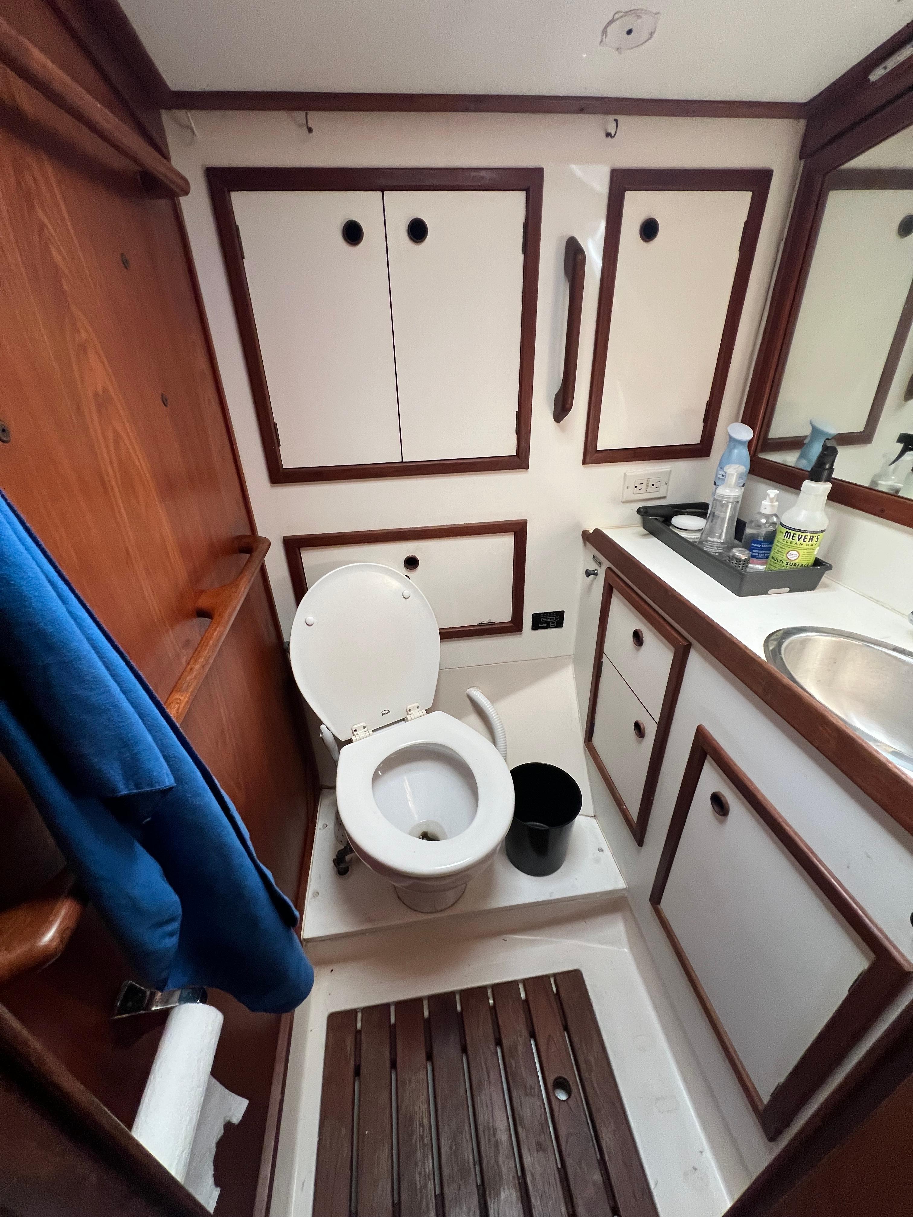 1981 Aztec Nautilus 40 Pilothouse for sale - YachtWorld