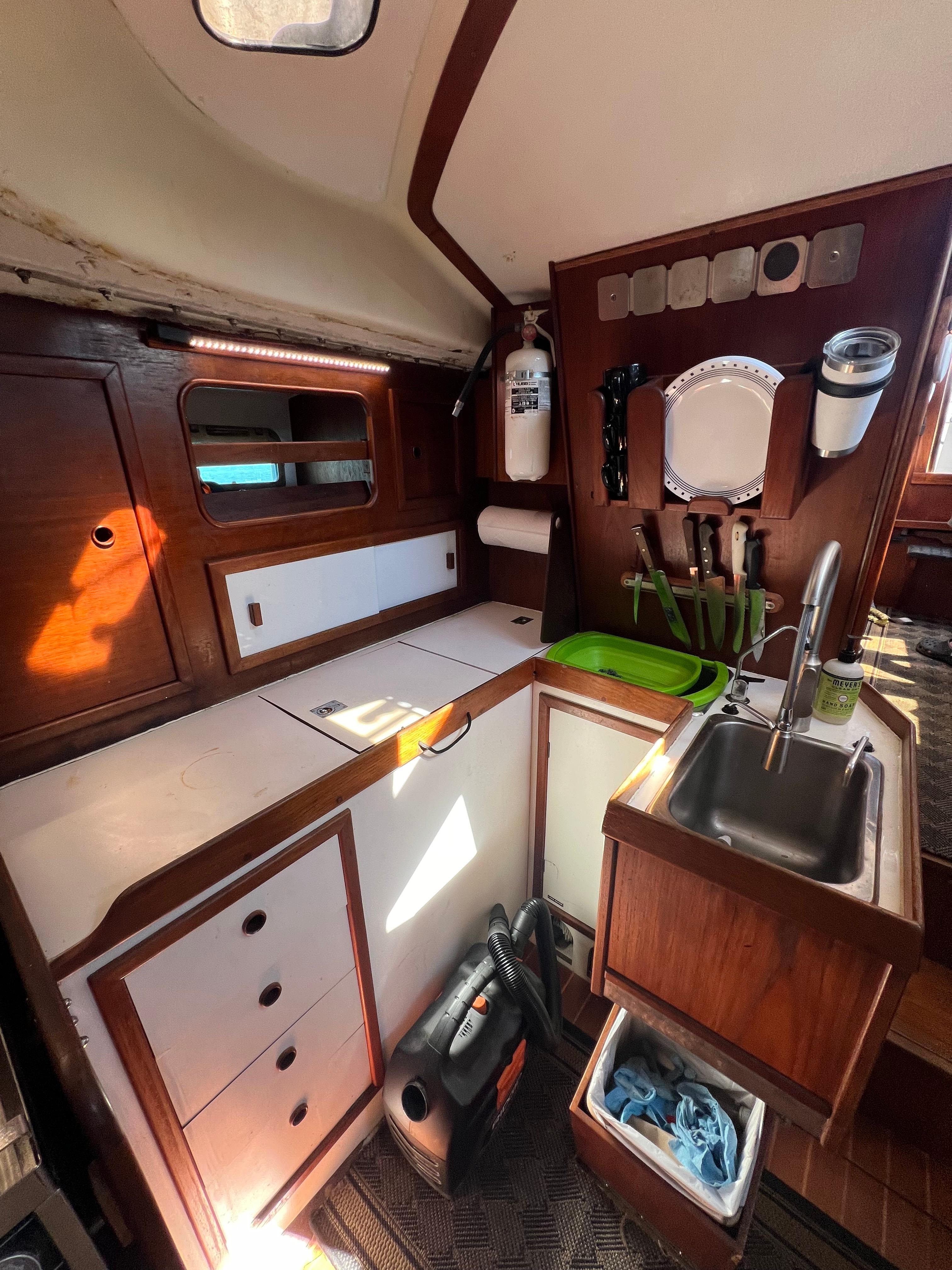 1981 Aztec Nautilus 40 Pilothouse for sale - YachtWorld