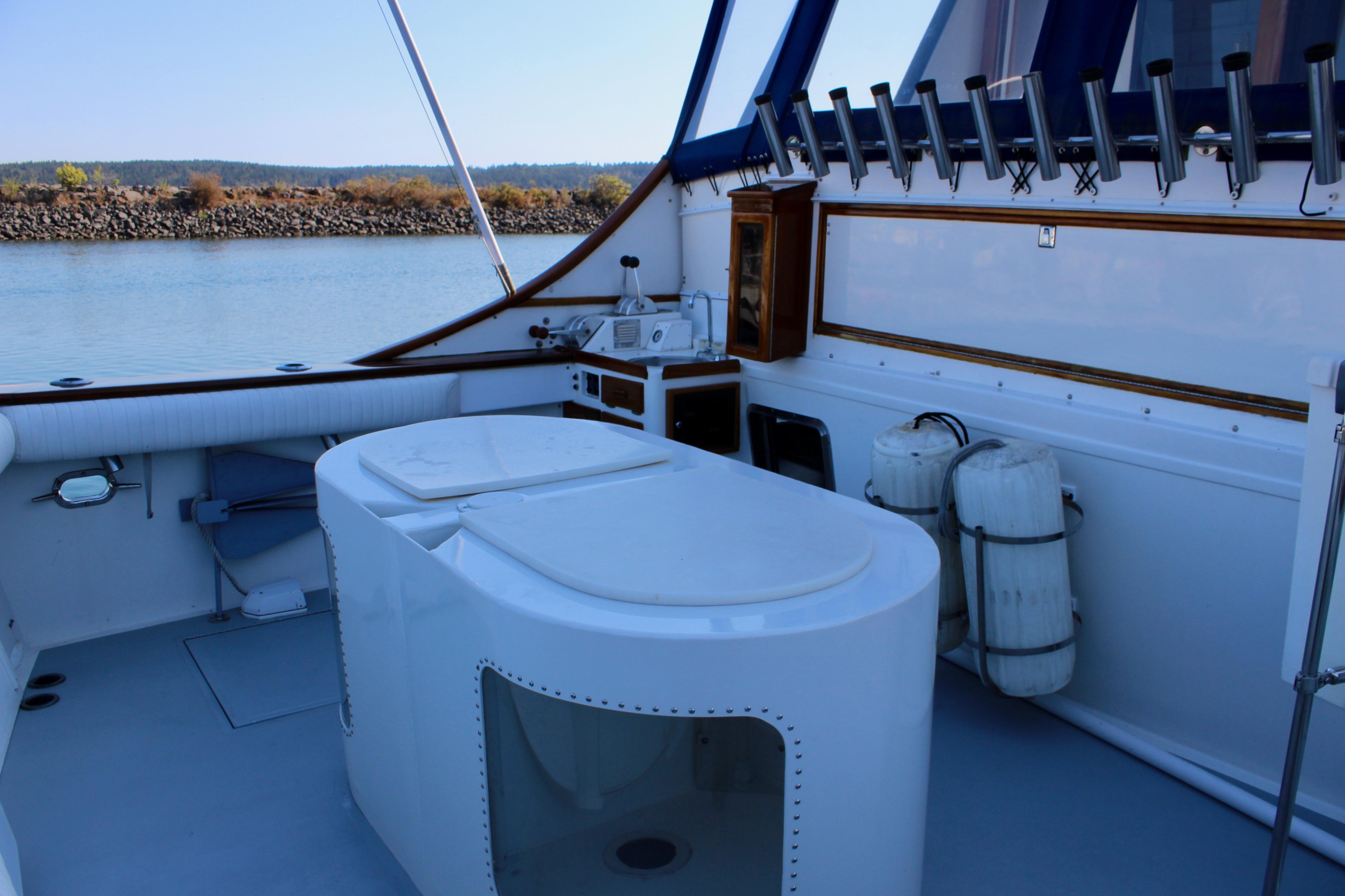 1988 DeFever 62 Performance Offshore Cruiser Motor Yacht for sale ...