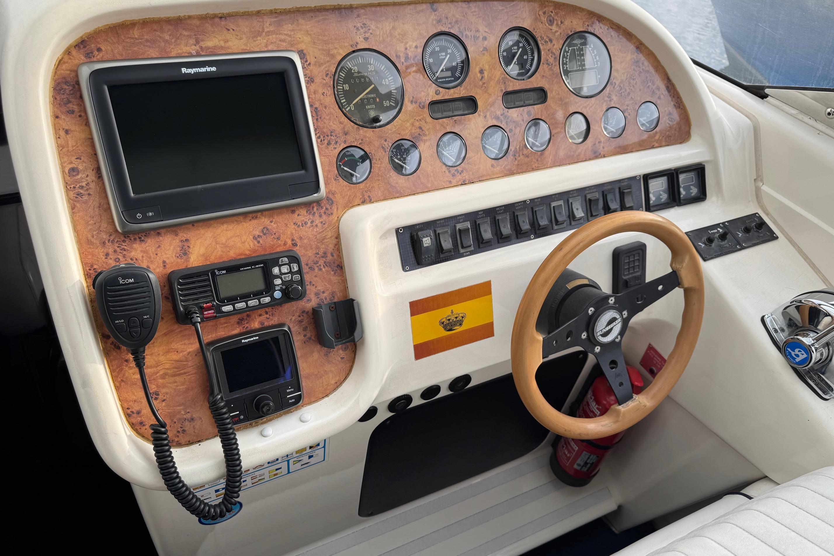 Sunseeker Tomahawk 37 Usado en Barcelona - Cosas de Barcos