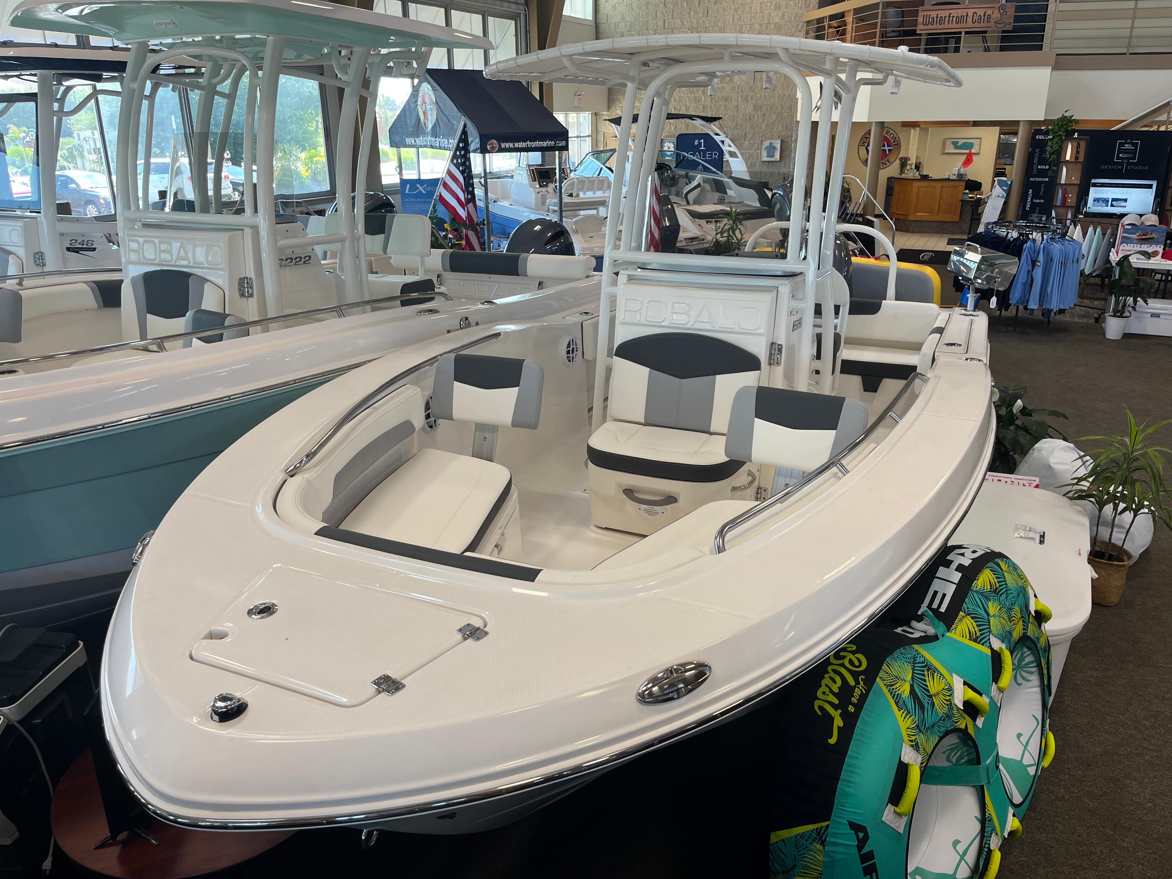 2024 Robalo 202 EXPLORER Center Console for sale - YachtWorld