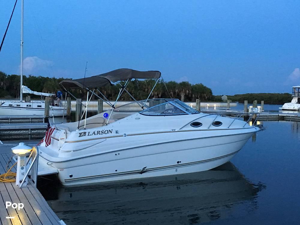 Used 2004 Larson Cabrio 240 Mid Cabin - New Hampshire | TopBoats