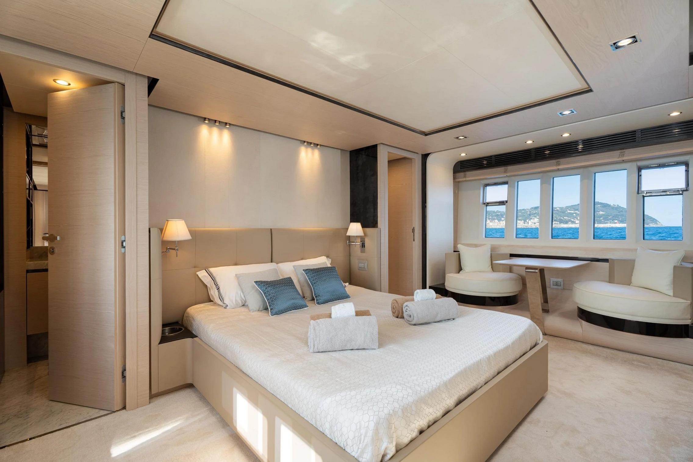 Occasion 2016 Azimut 80 - Barcelona | Annonces du Bateau