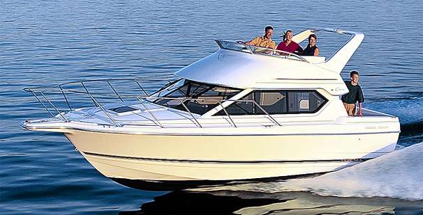 2000 Bayliner 2858 Ciera Command Bridge Cruiser for sale - YachtWorld