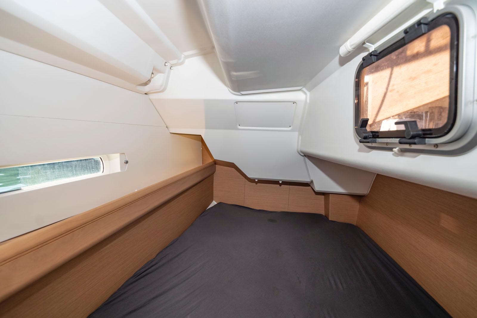 2019 Jeanneau Sun Odyssey 389 Sloop for sale - YachtWorld