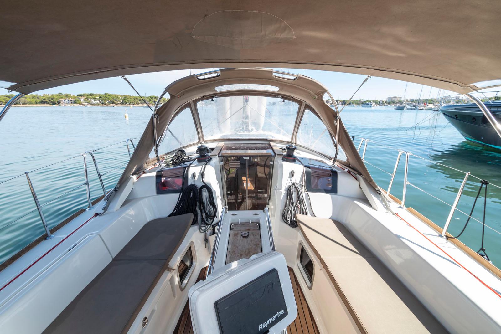 2019 Jeanneau Sun Odyssey 389 Sloop for sale - YachtWorld