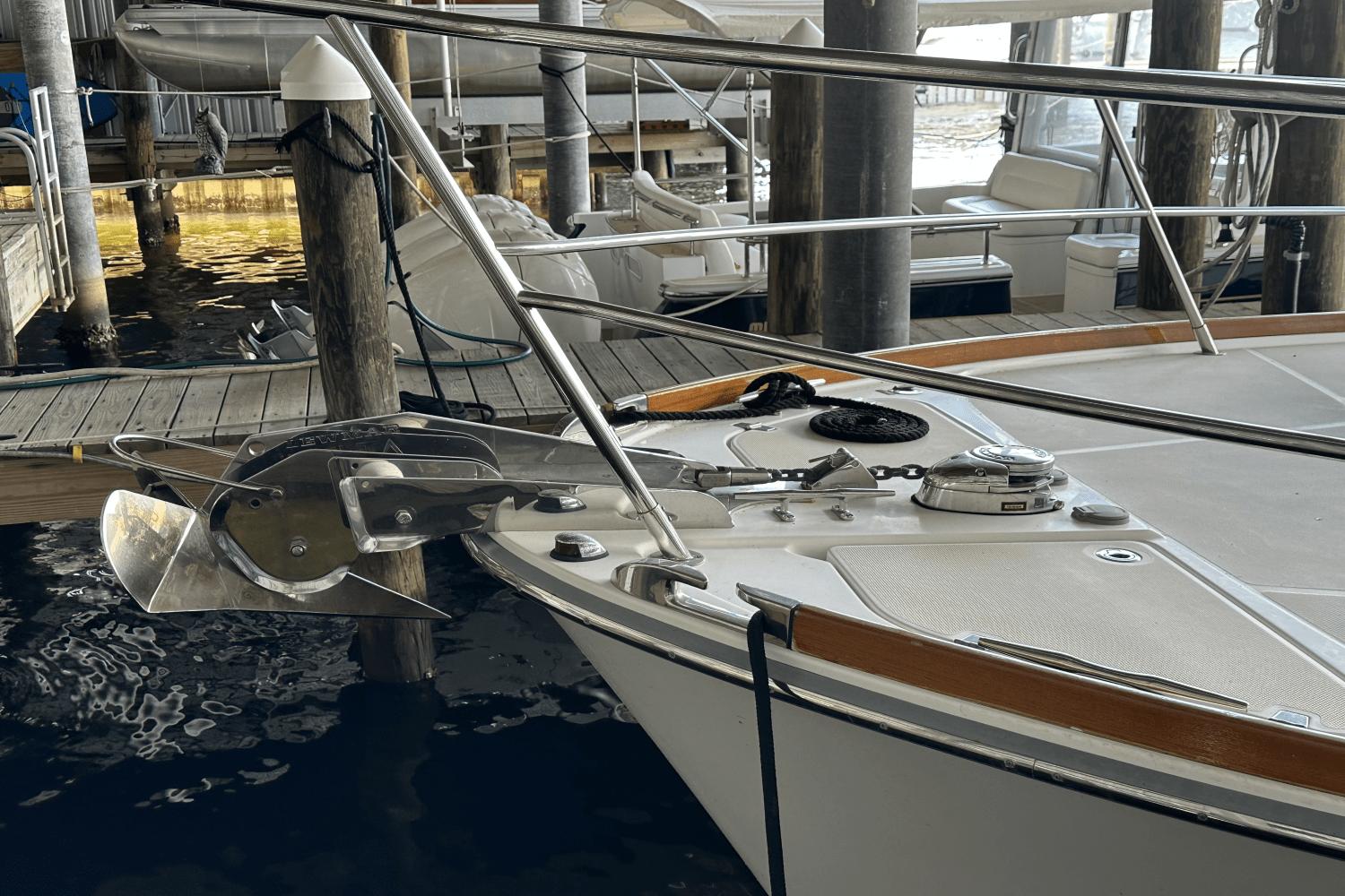 2017 Sabre Salon Express Sports Cruiser for sale - YachtWorld