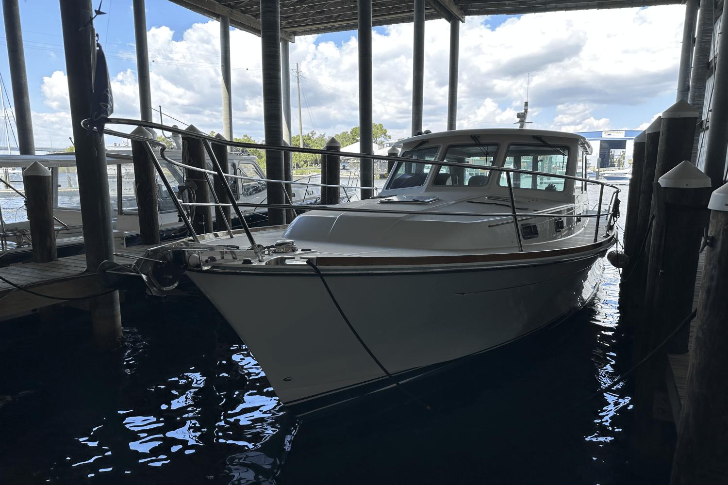 2017 Sabre Salon Express Sports Cruiser for sale - YachtWorld