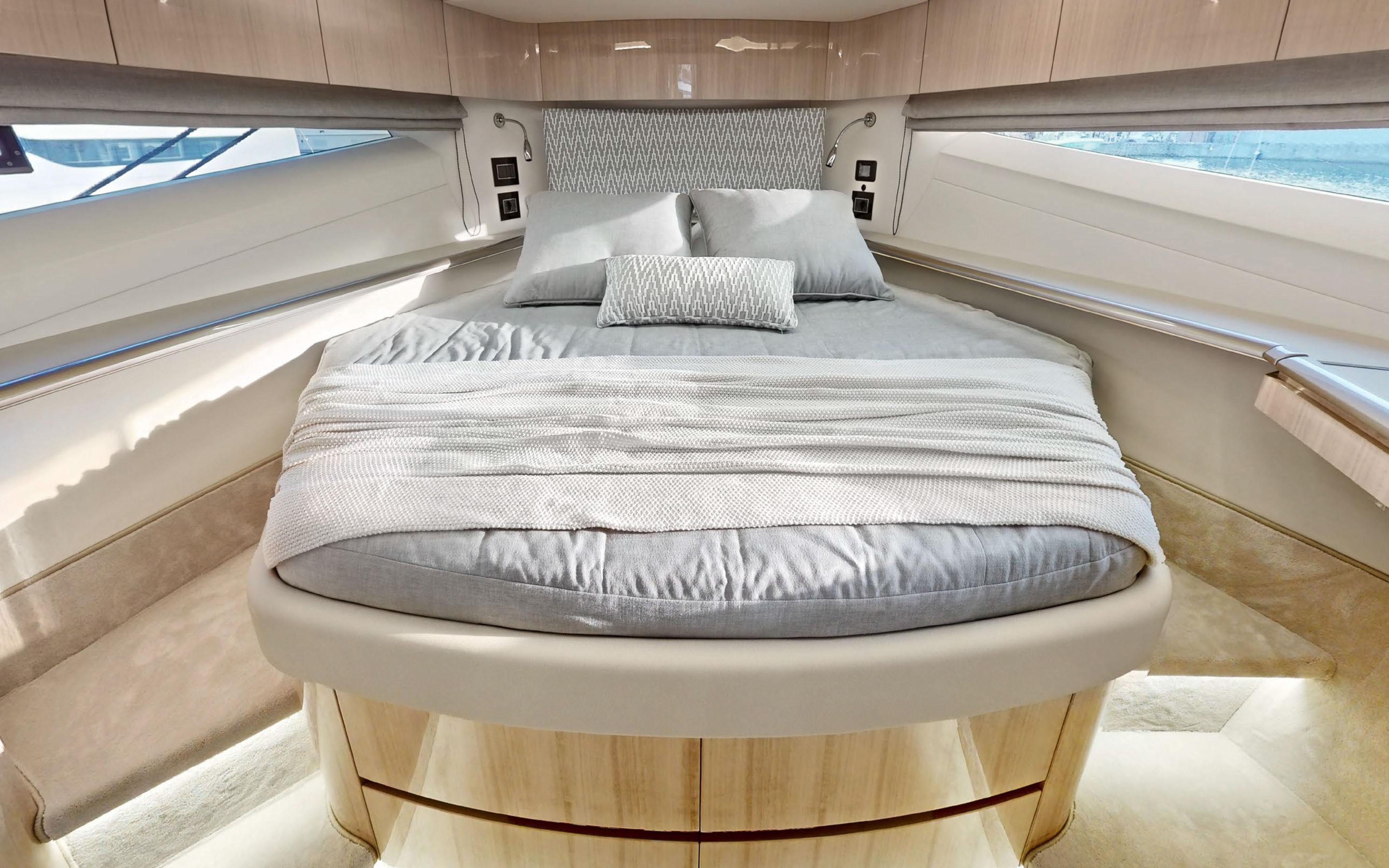 2023 Galeon 680 Fly Flybridge for sale - YachtWorld