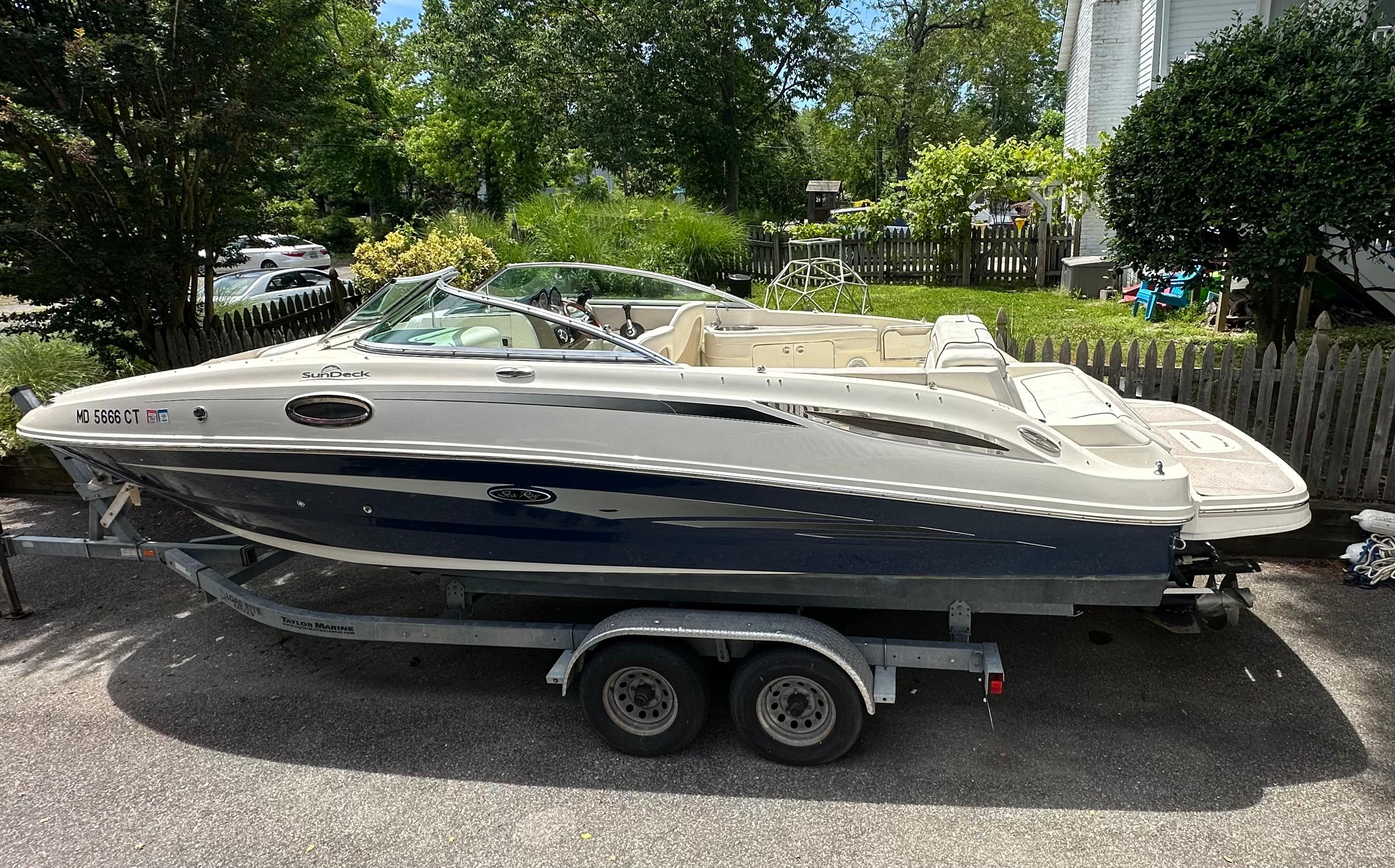 2010 Sea Ray 260 Sundeck Runabout for sale - YachtWorld