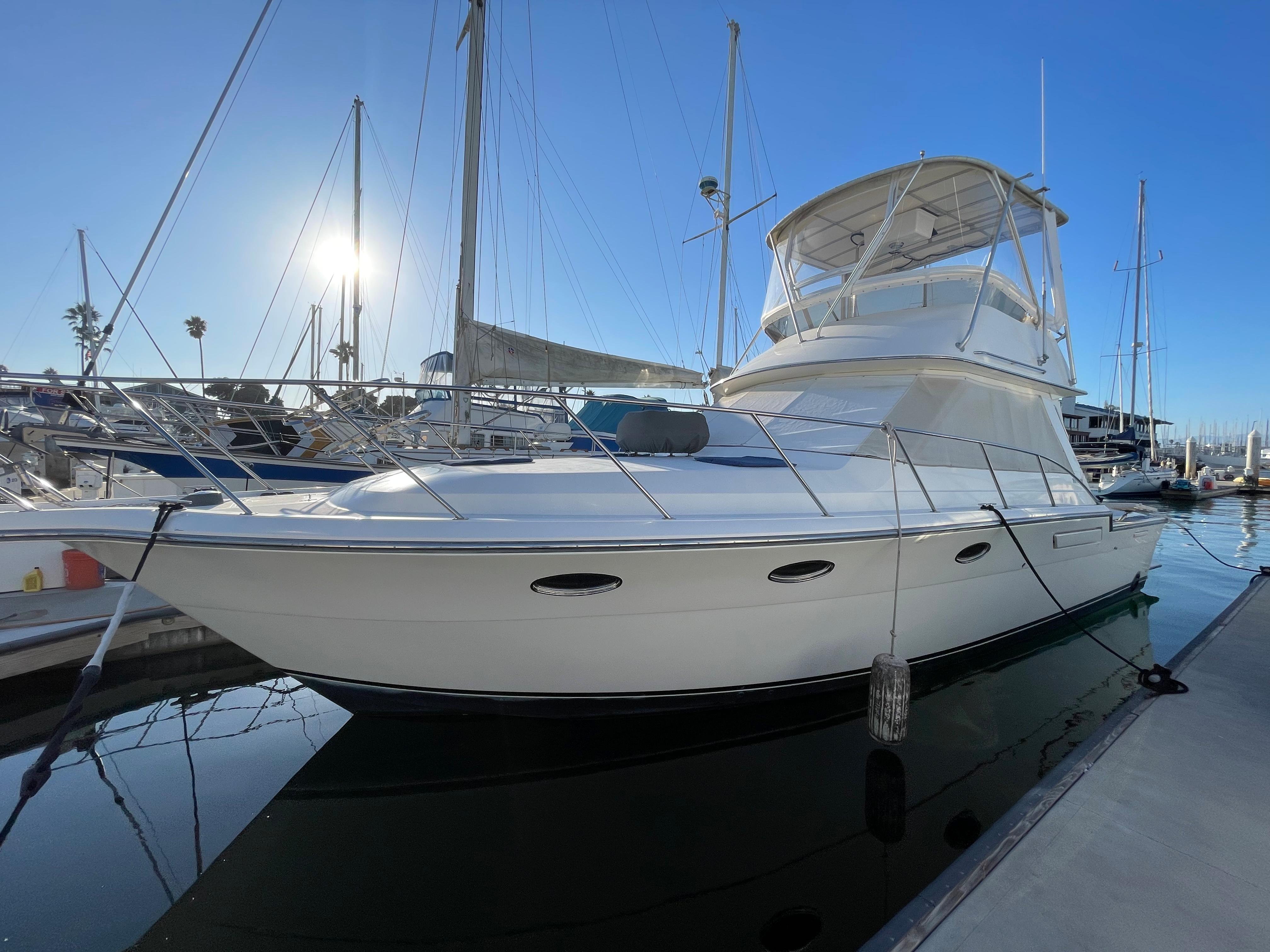 1989 Tiara Yachts 3600 Convertible Flybridge Boot Kaufen - YachtWorld