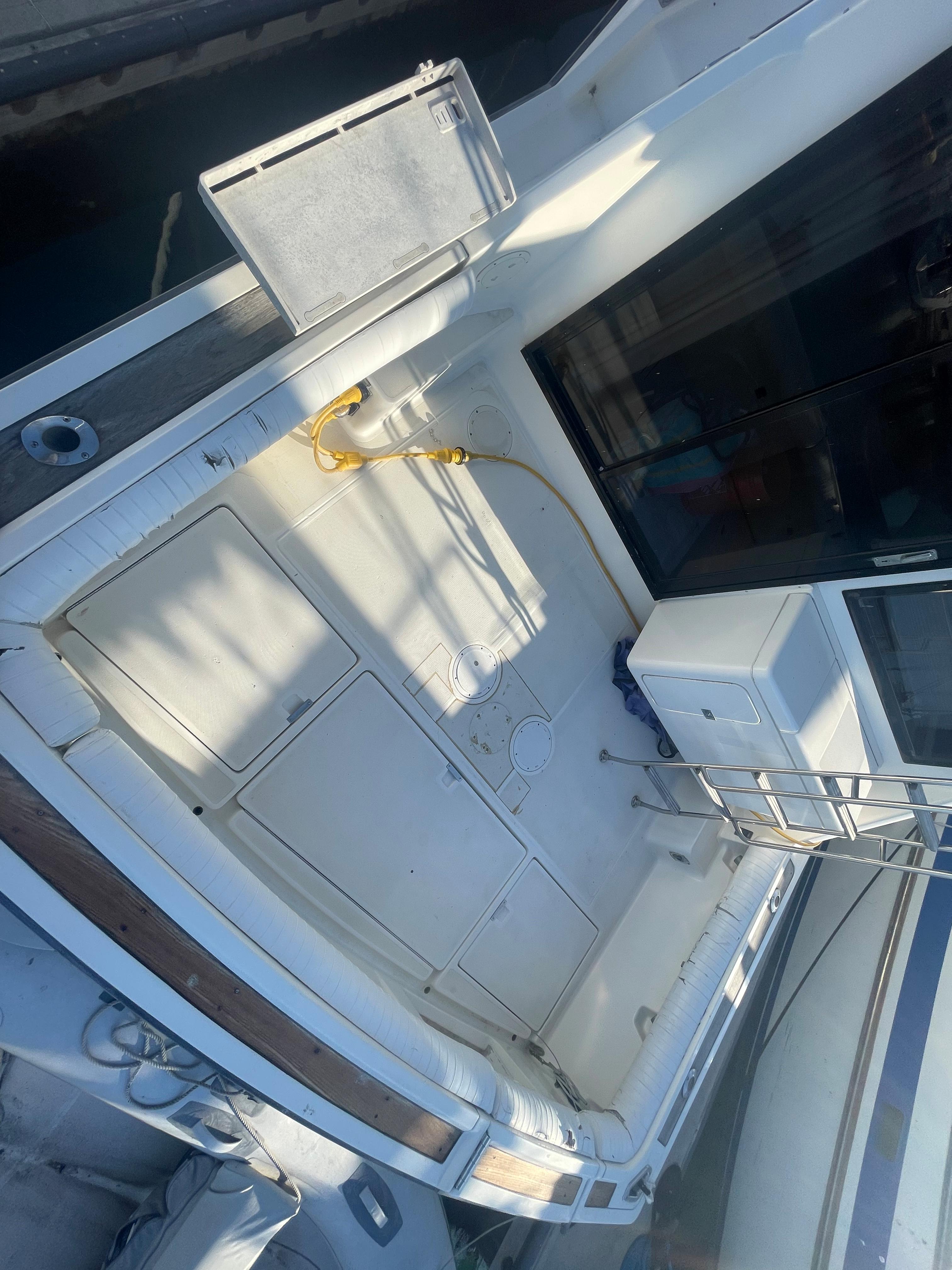 1989 Tiara Yachts 3600 Convertible Flybridge Boot Kaufen - YachtWorld