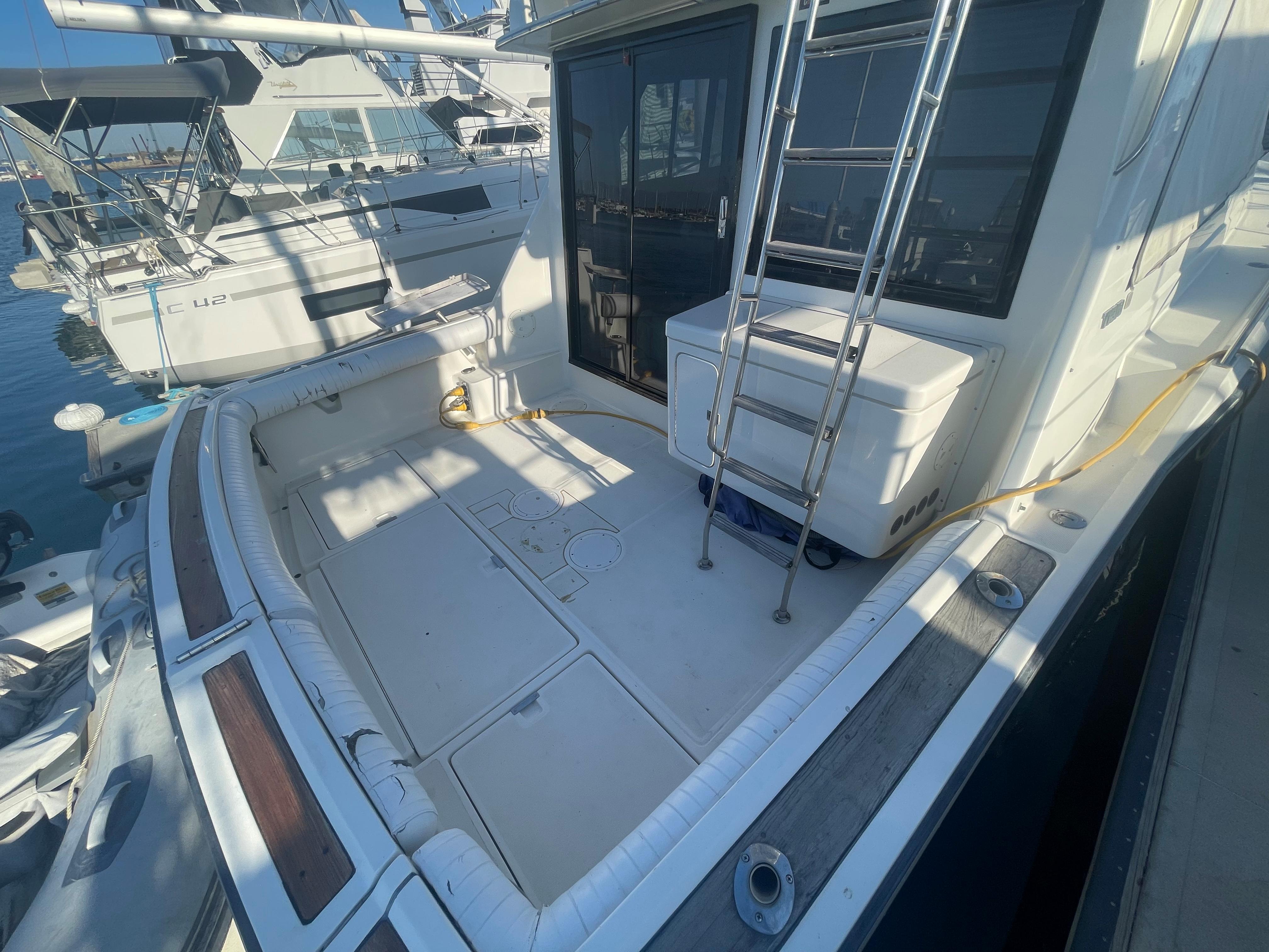 1989 Tiara Yachts 3600 Convertible Flybridge Boot Kaufen - YachtWorld