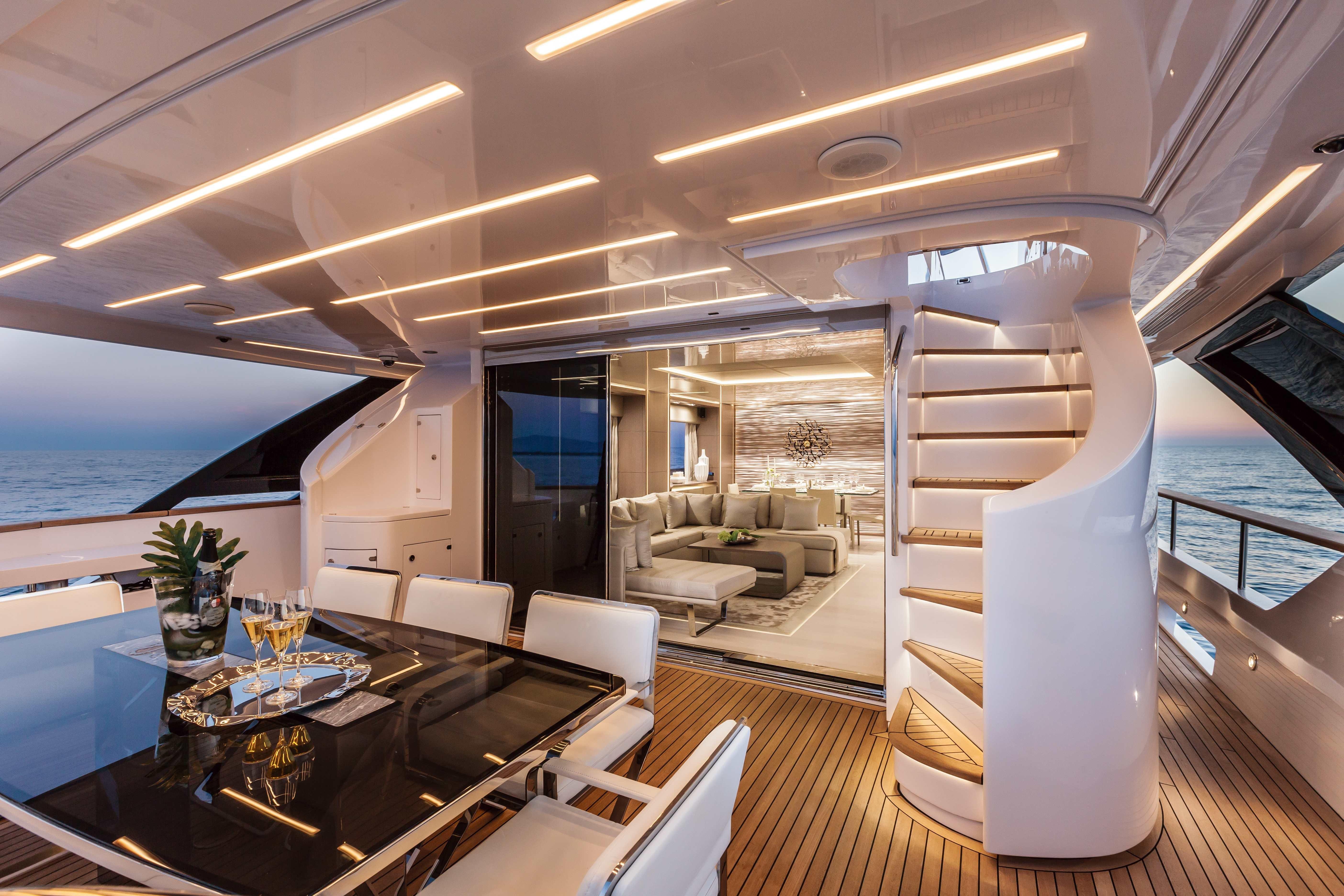 DL28 - 2 Bateaux flybridge Dreamline à vendre - YachtWorld