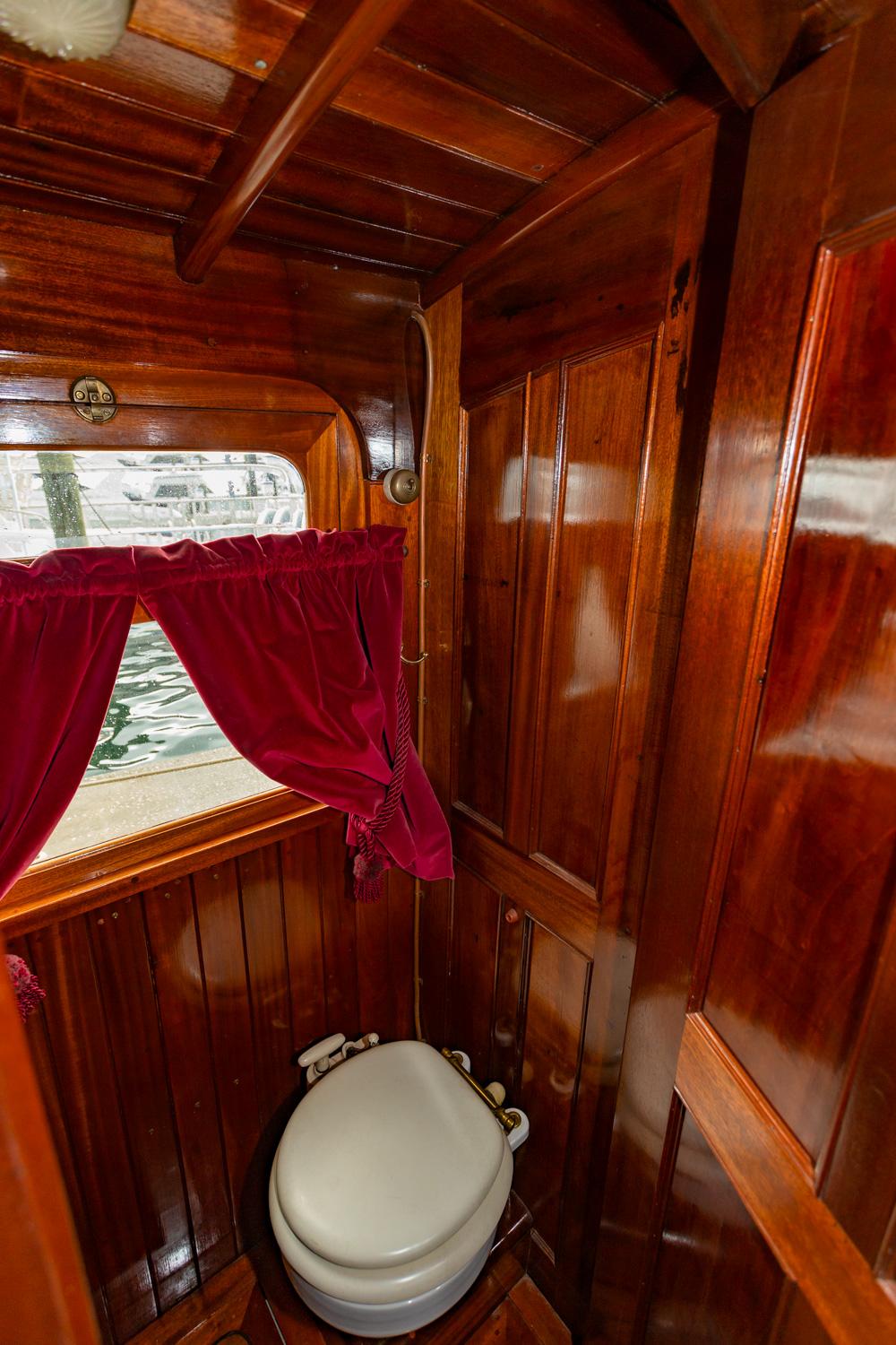 1910 Classic Gentleman’s Commuter yacht Trawler for sale - YachtWorld
