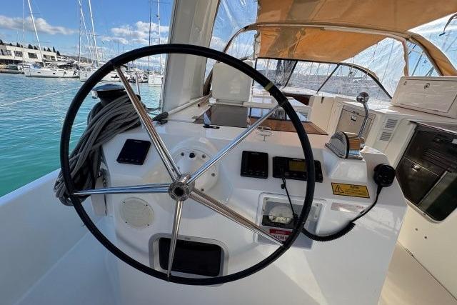 2020 Jeanneau Sun Loft 47 Sloop for sale - YachtWorld