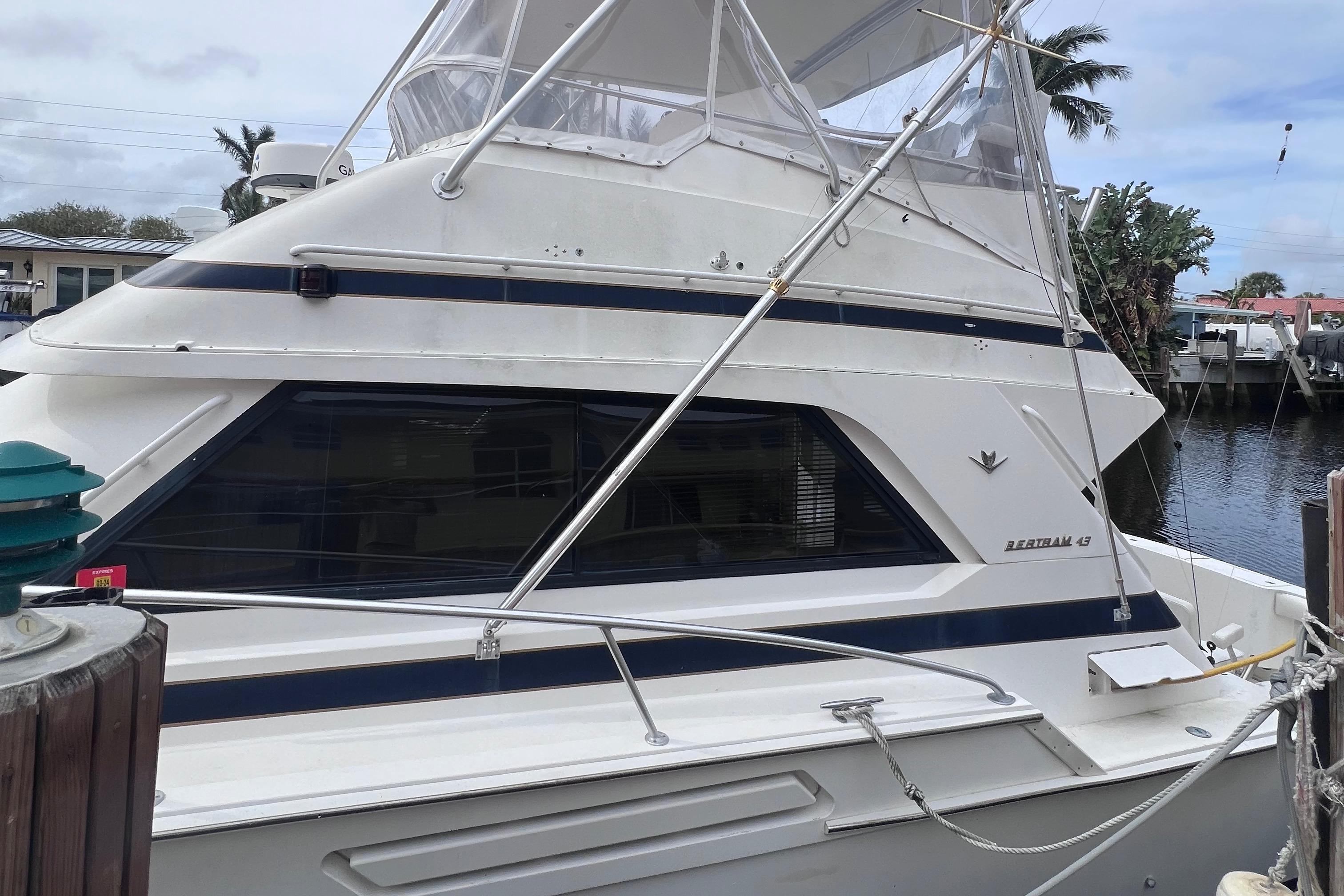 1988 Bertram 43 Convertible Saltwater Fishing for sale - YachtWorld