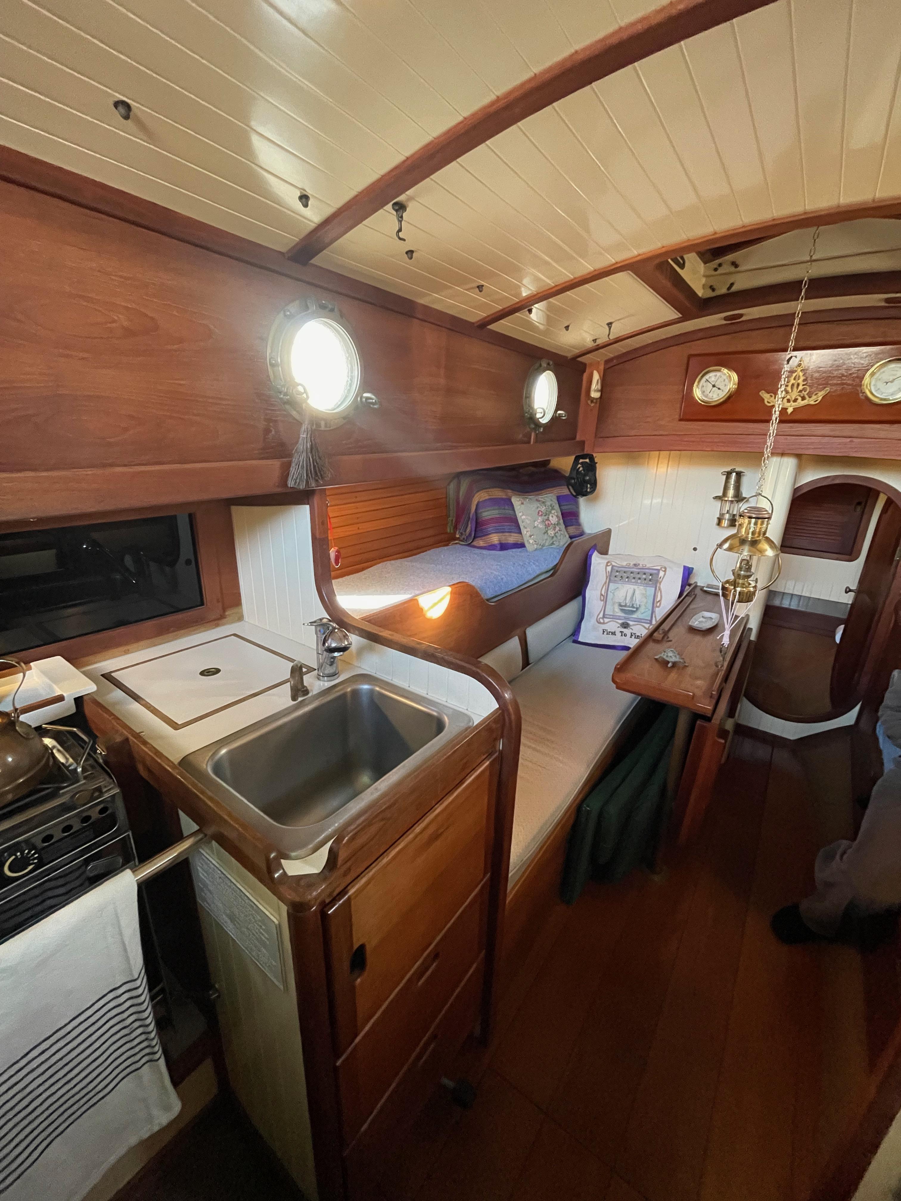 1984 Bristol Channel Cutter 28 Cruiser for sale - YachtWorld