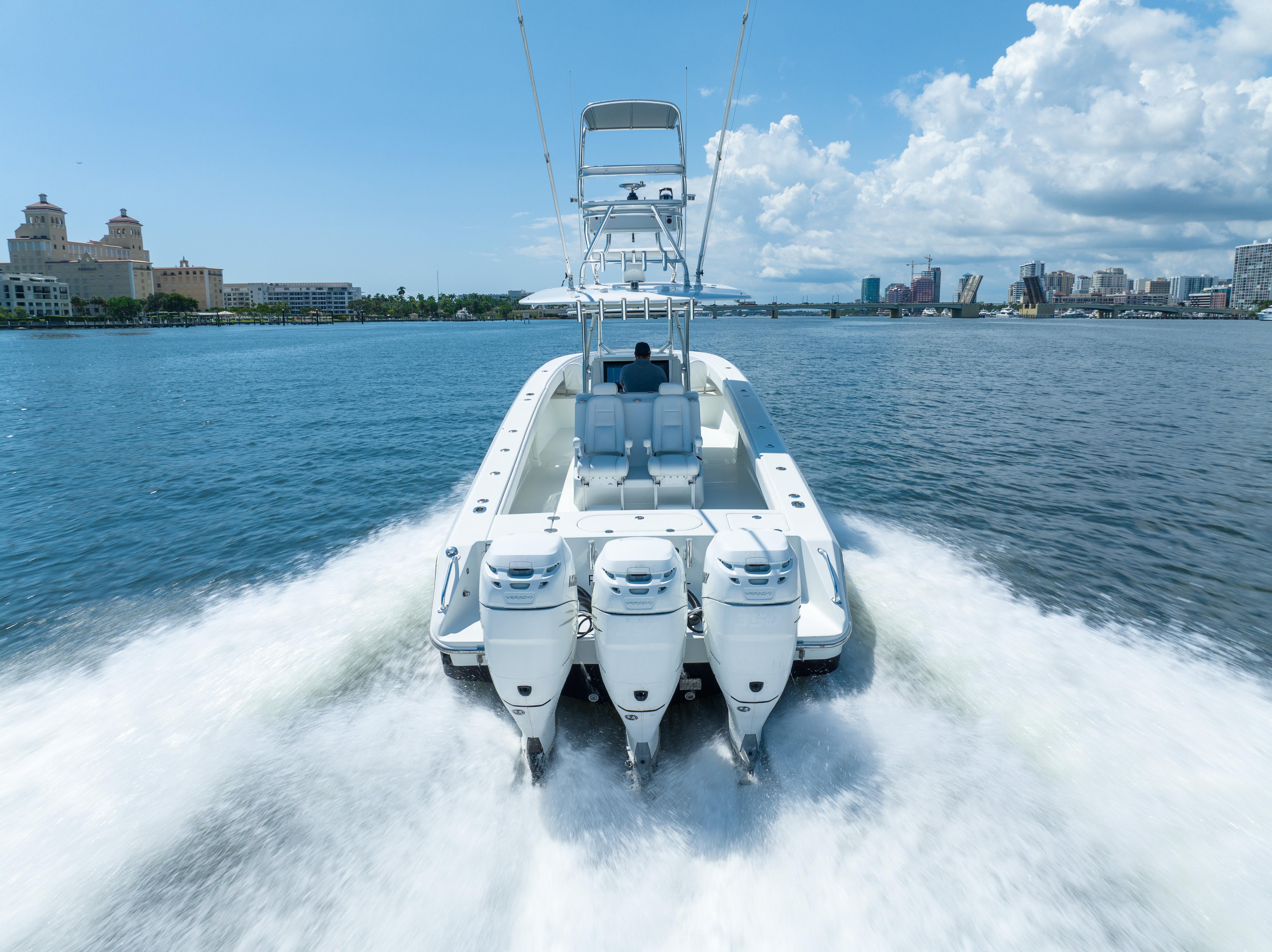 2015 Bahama Bahama 41 Center Console for sale - YachtWorld