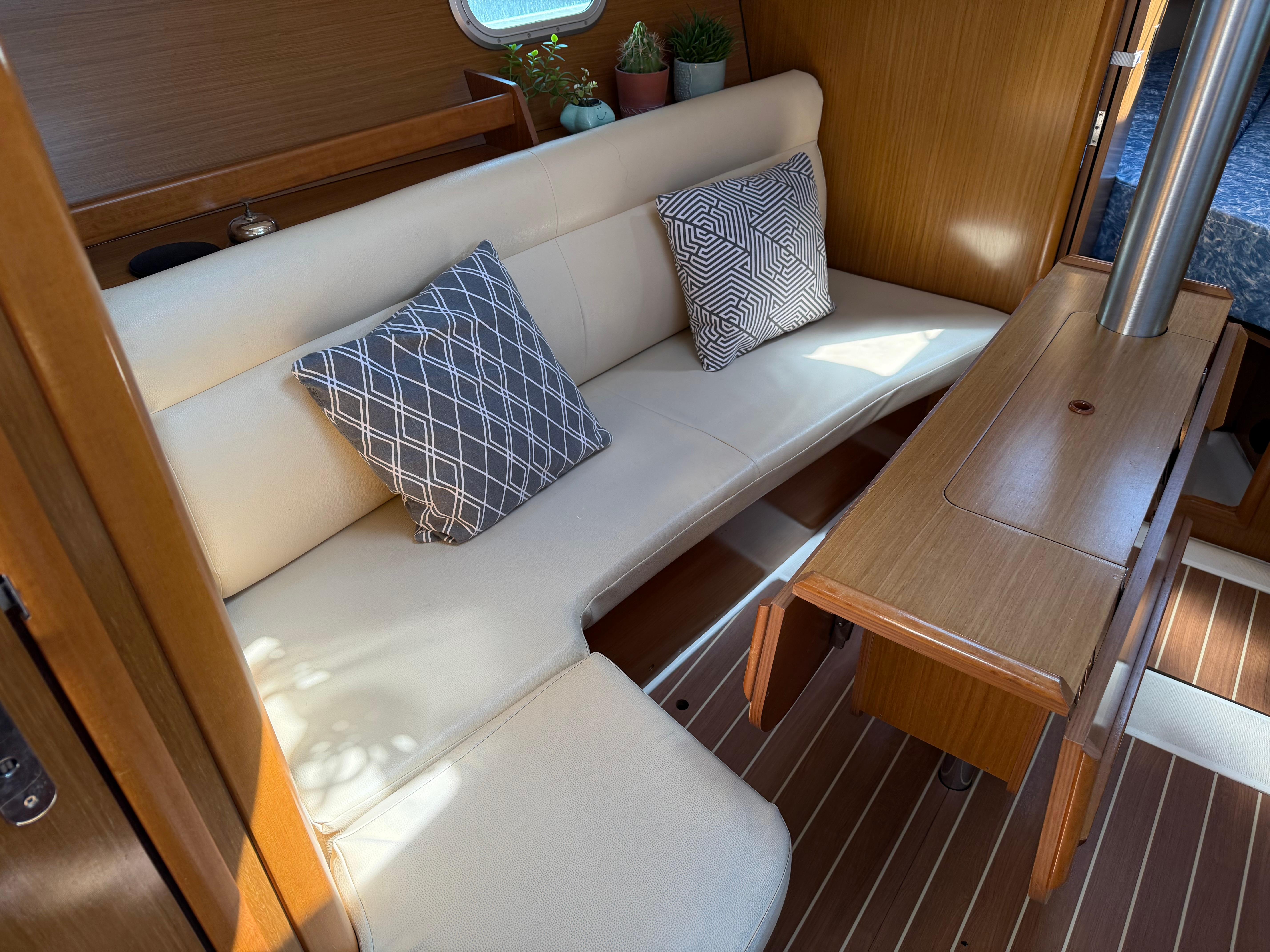 2007 Jeanneau Sun Odyssey 32i Cruiser for sale - YachtWorld