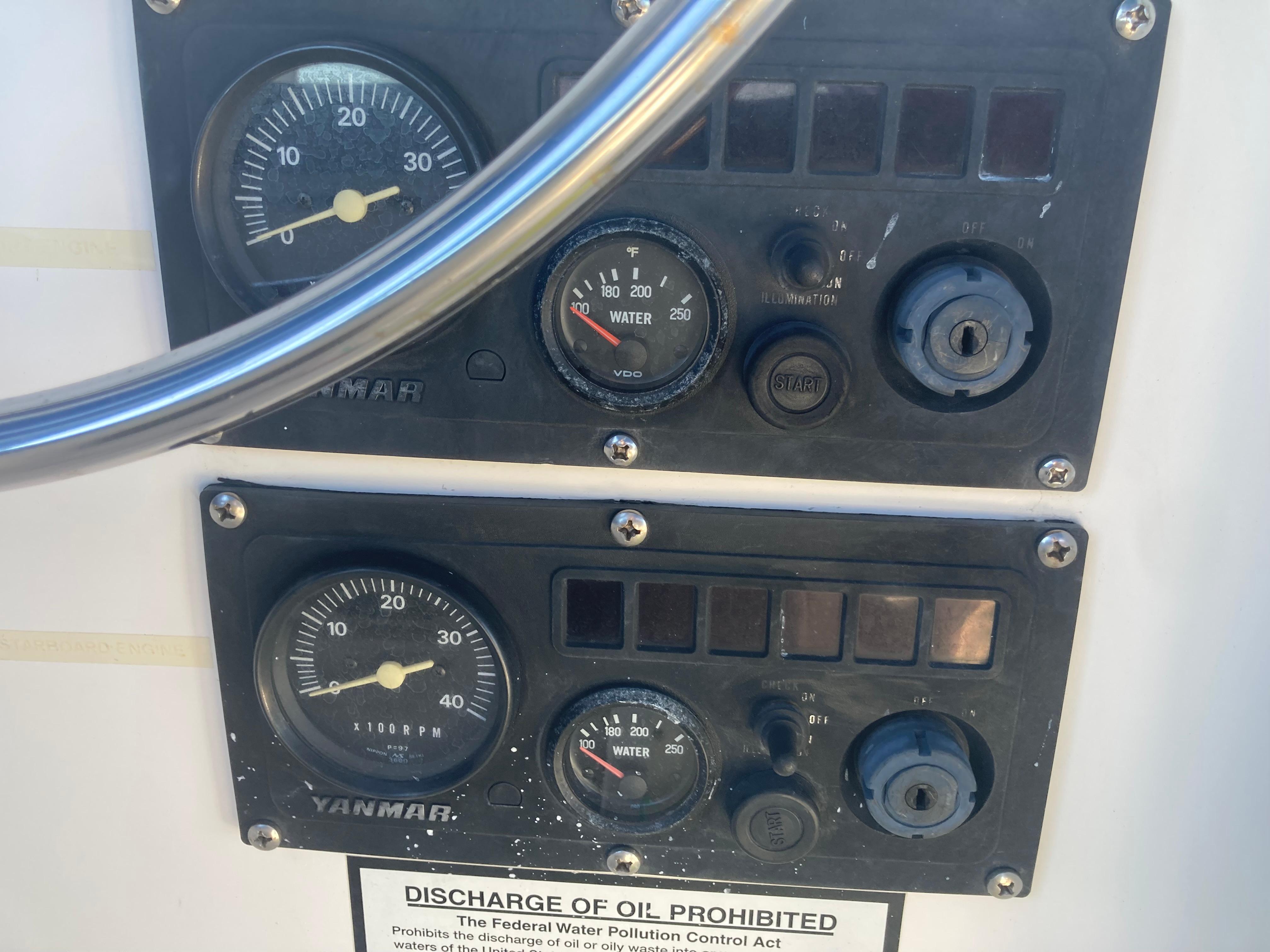 1997 Jeanneau Lagoon 35 Catamarani (a vela) in vendita- YachtWorld