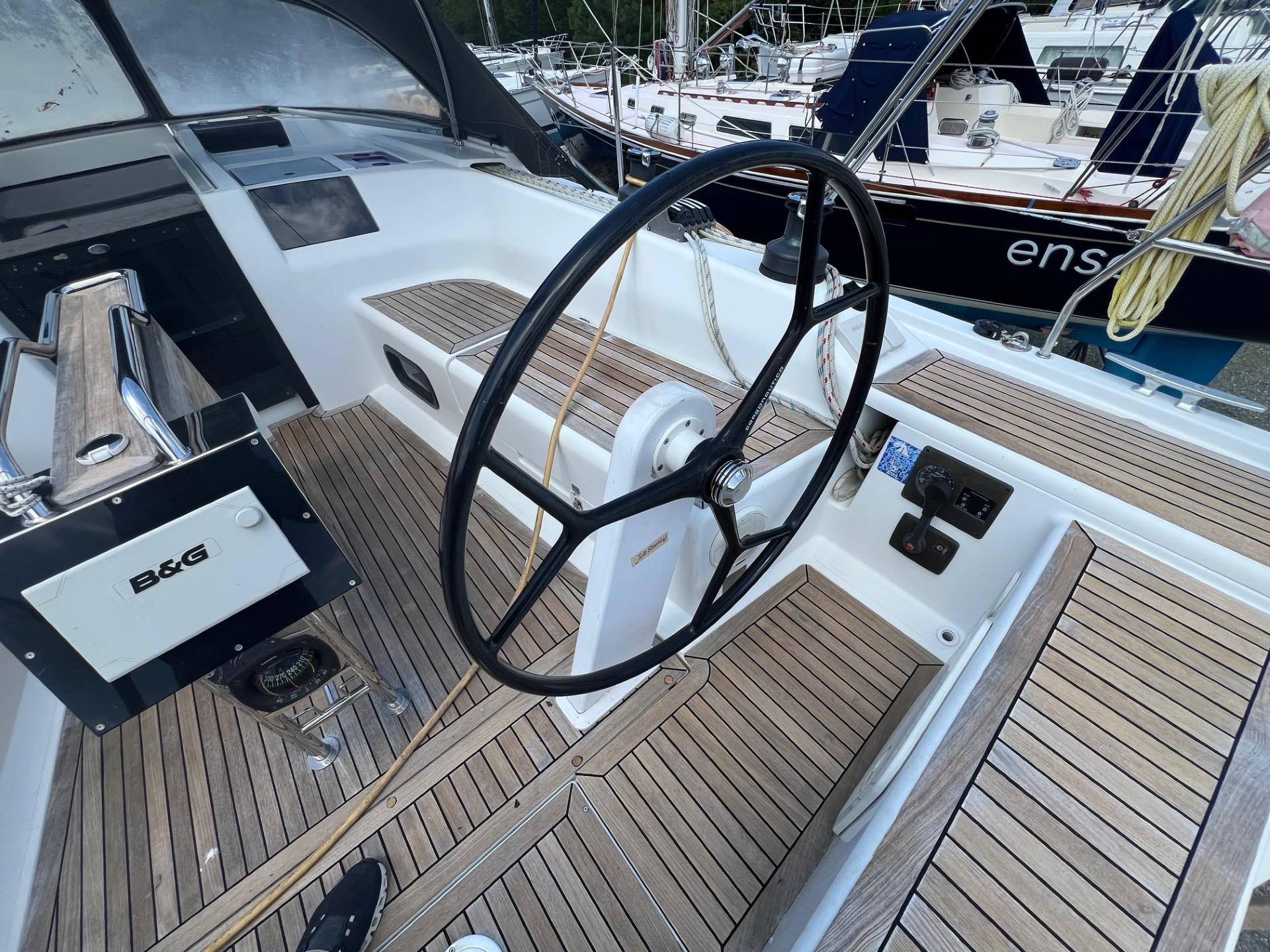 2016 Hanse 415 Cruiser for sale - YachtWorld