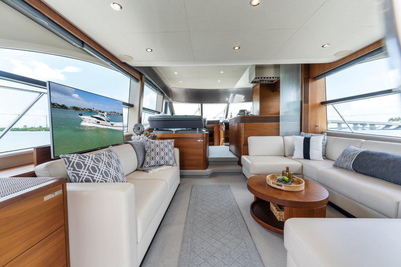2015 Princess 60 Flybridge Motor Yachts for sale - YachtWorld