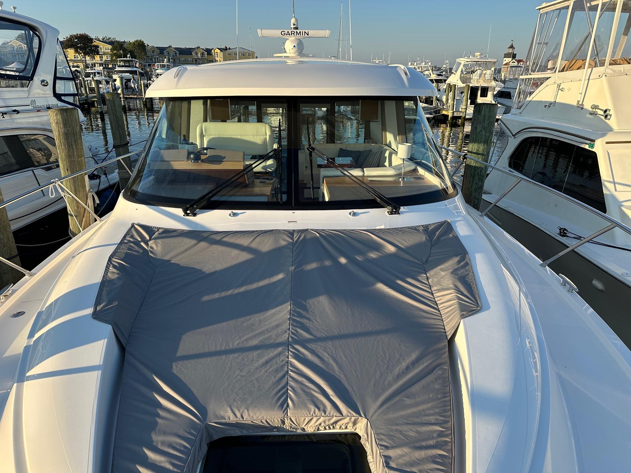 2023 Tiara Yachts C49 Coupe Motor Yacht for sale - YachtWorld