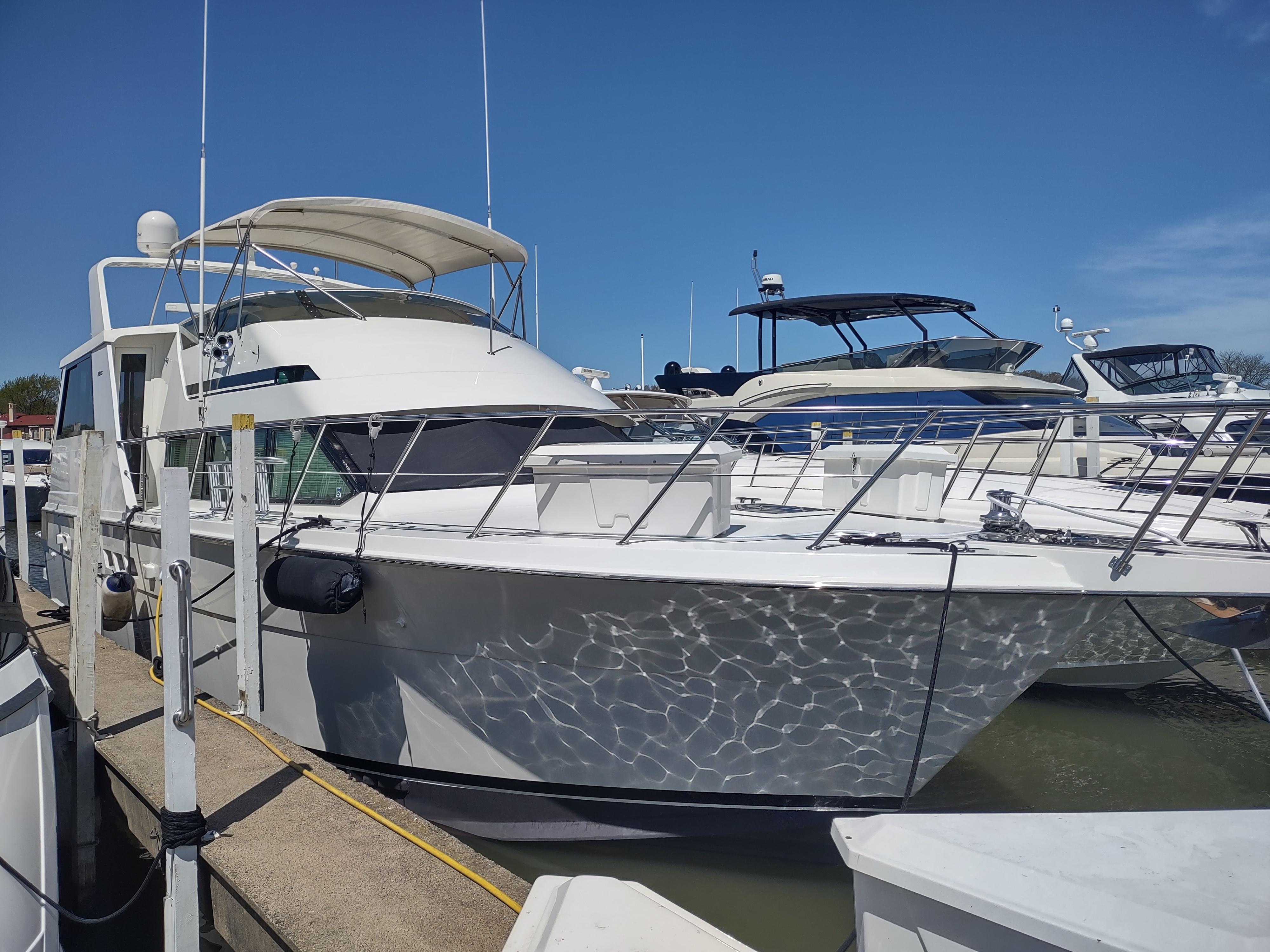 1995 Hatteras 52 Cockpit Motor Yacht Motor Yachts for sale - YachtWorld