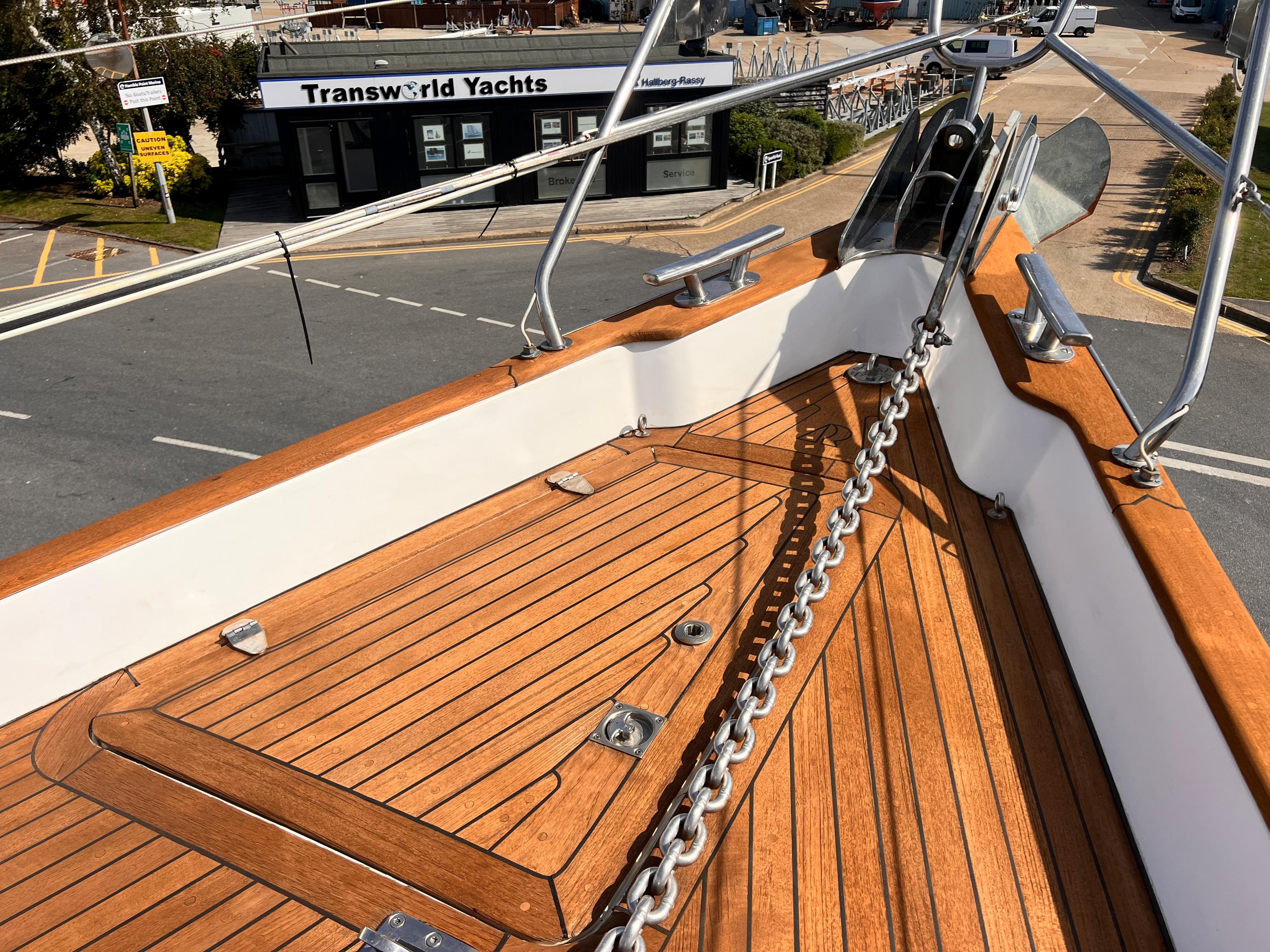 2004 Hallberg-Rassy 62 Centre Cockpit for sale - YachtWorld