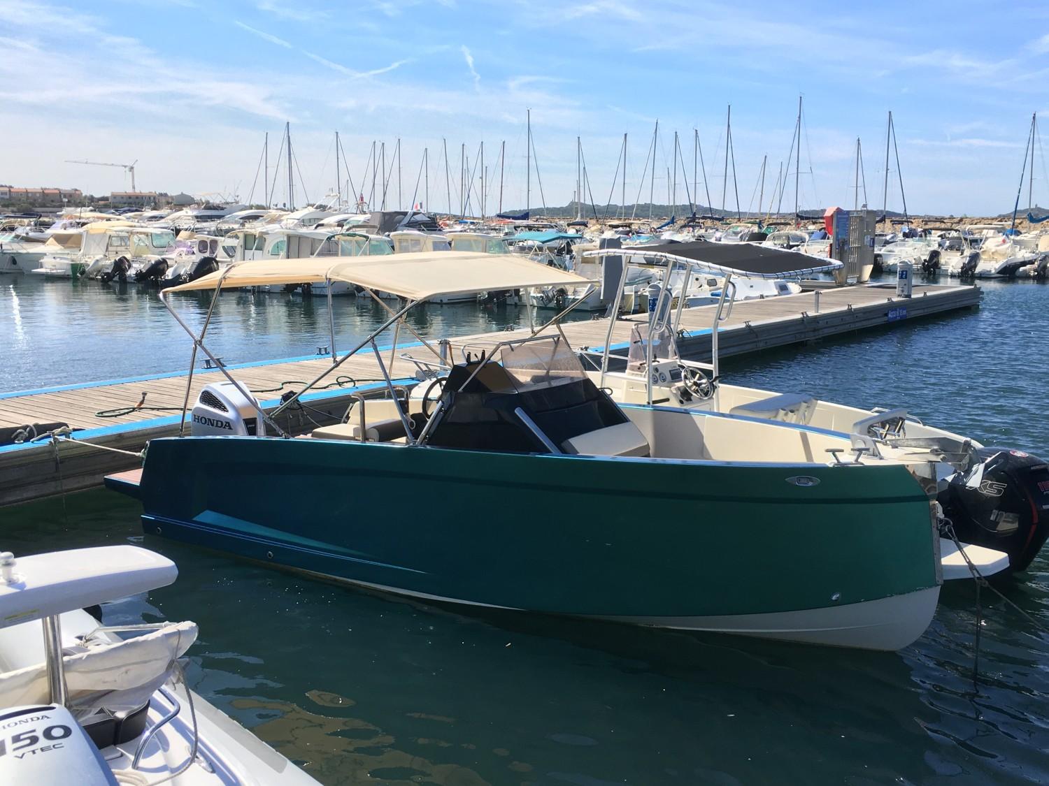 Used Moonday 655 Matrix in 17 - Charente-Maritime - iNautia