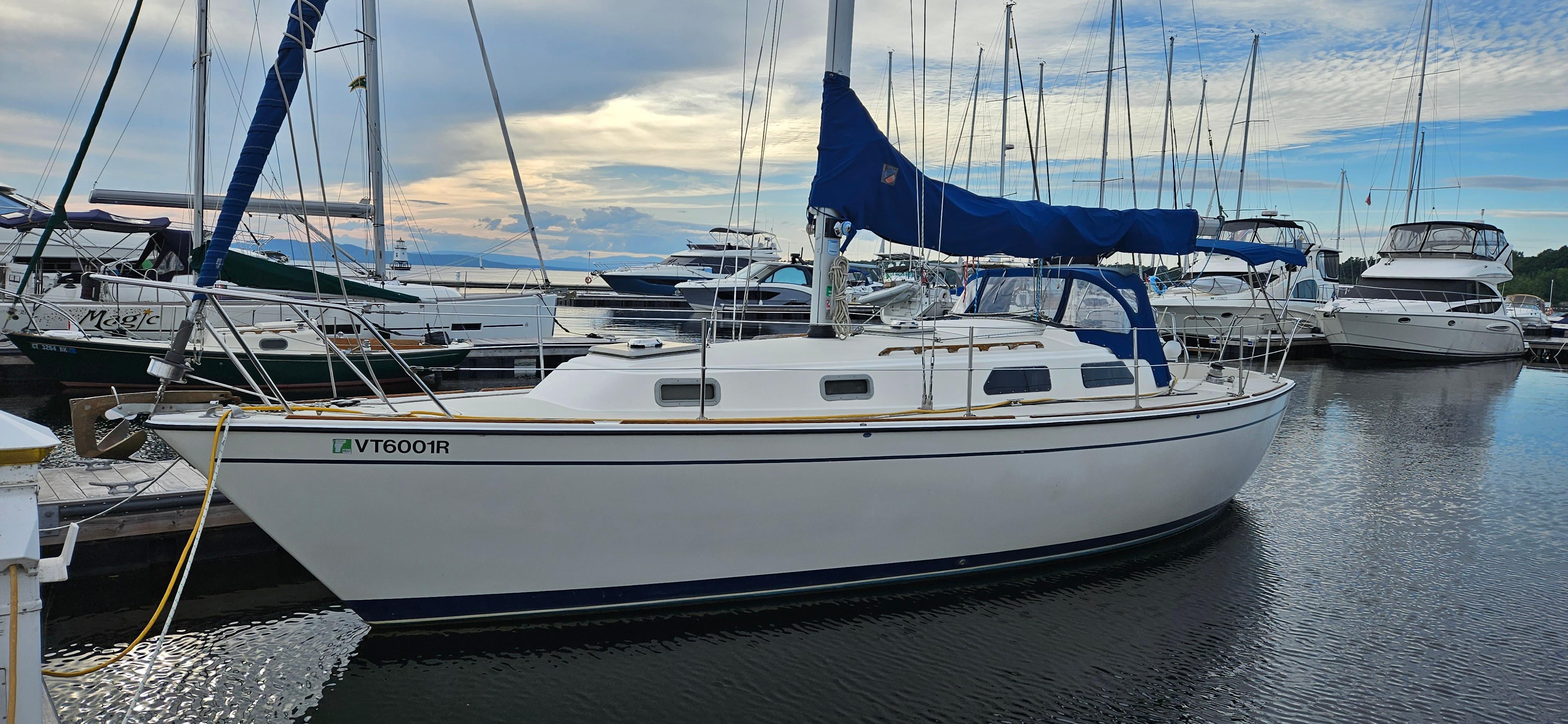 1984 Pearson BT Sloop in vendita- YachtWorld